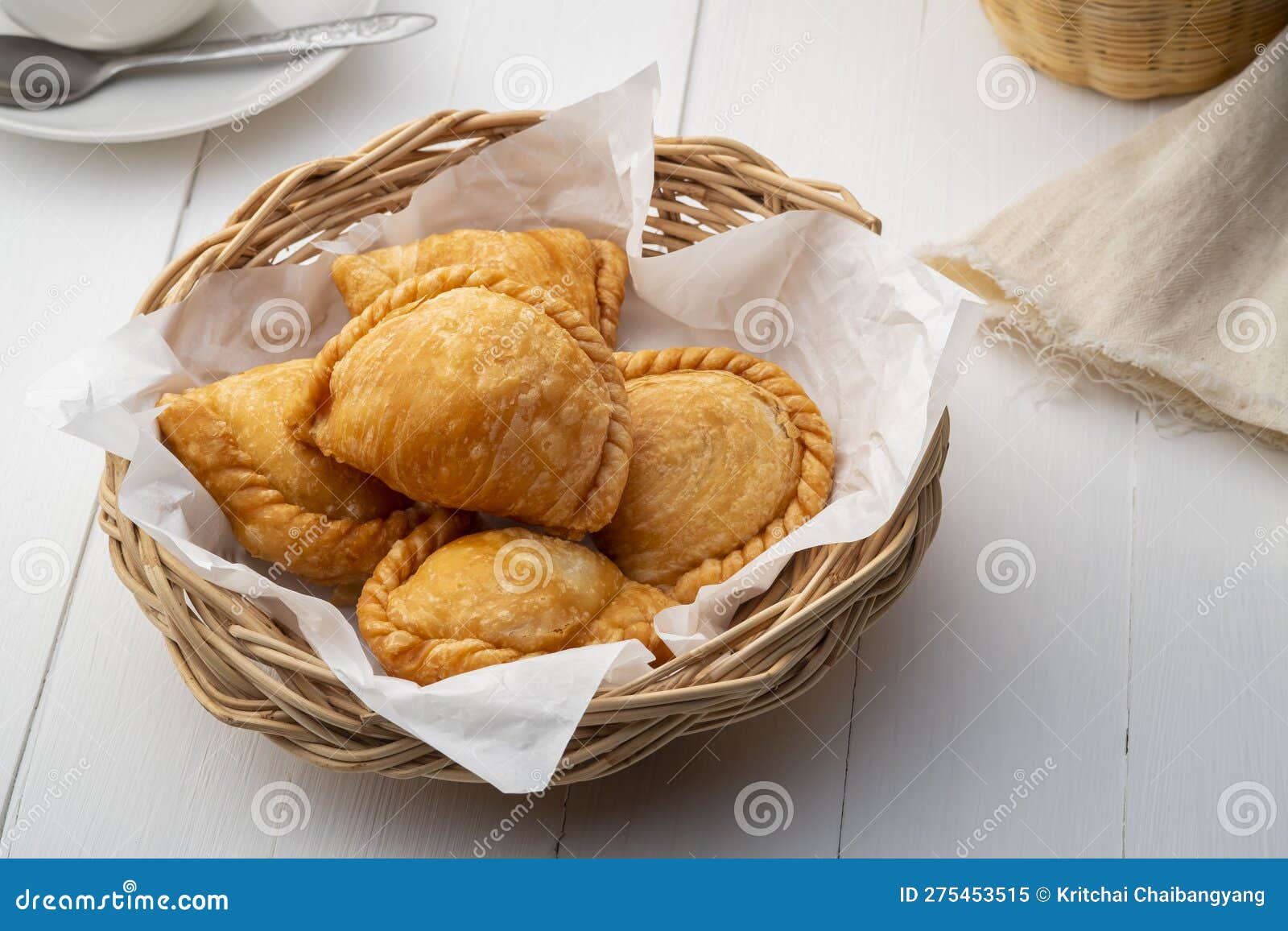 Curry Puff on Wicker Basket,fried Curry Dumpling Stock Image - Image of ...