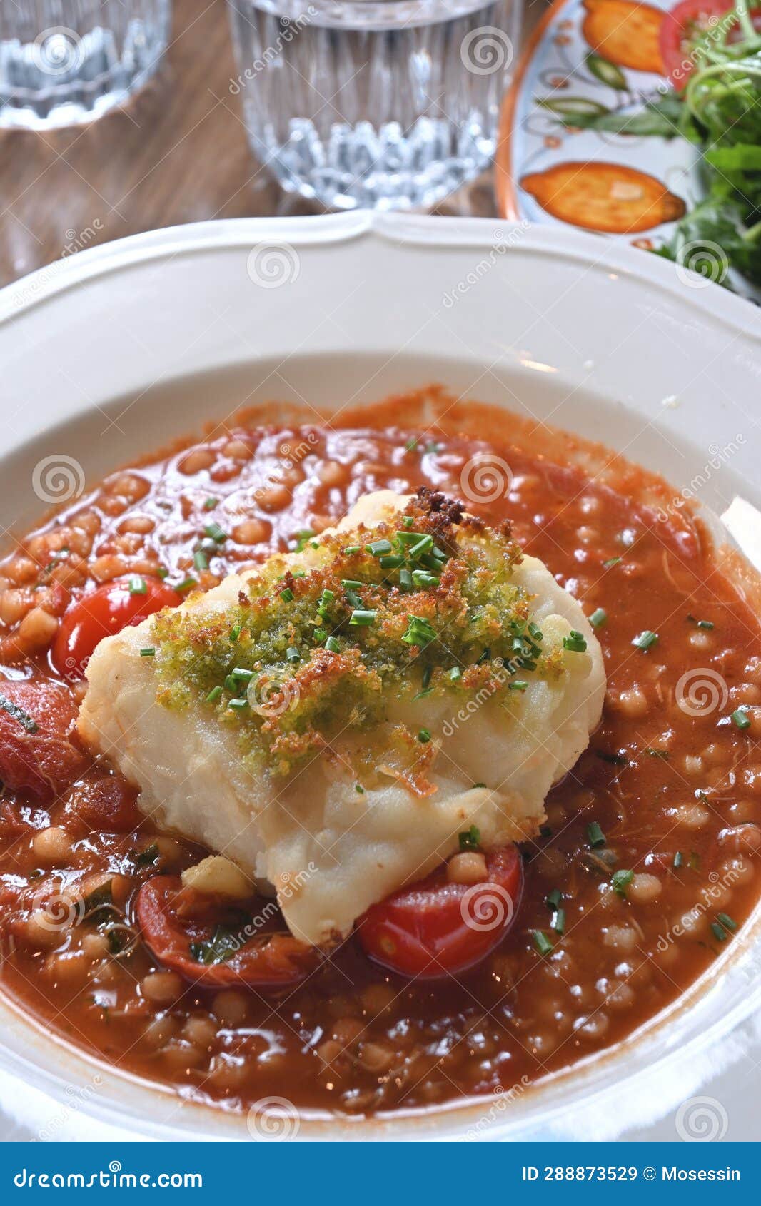 Wild Cod fish fish umido stock image. Image of mash - 288873529