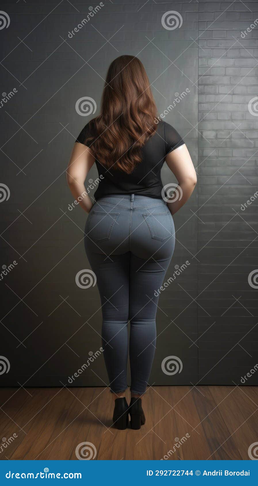 Curvaceous Woman in Full-Length Shot. Stock Illustration - Illustration ...