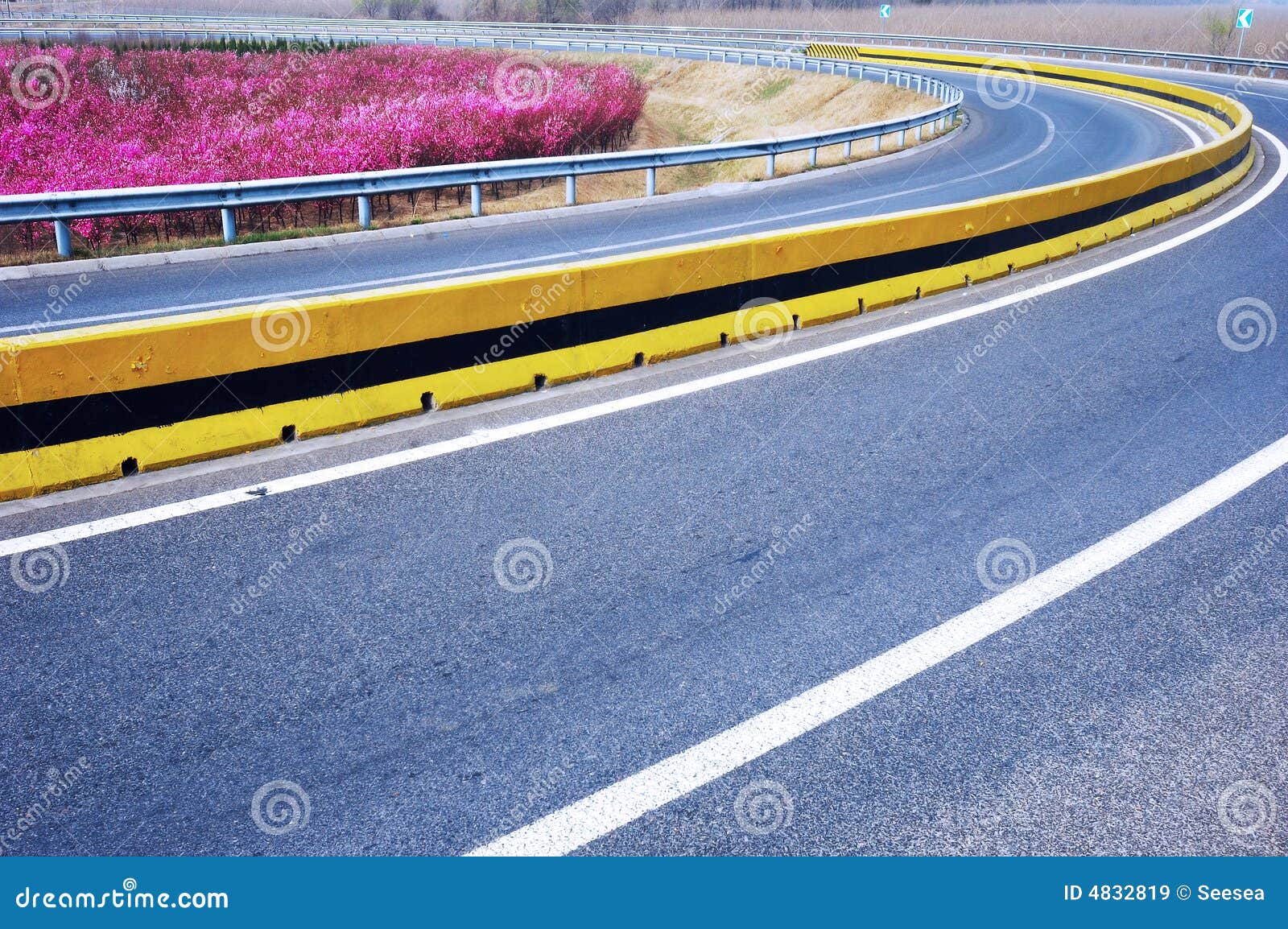 Curve on the highway stock image. Image of destination - 4832819