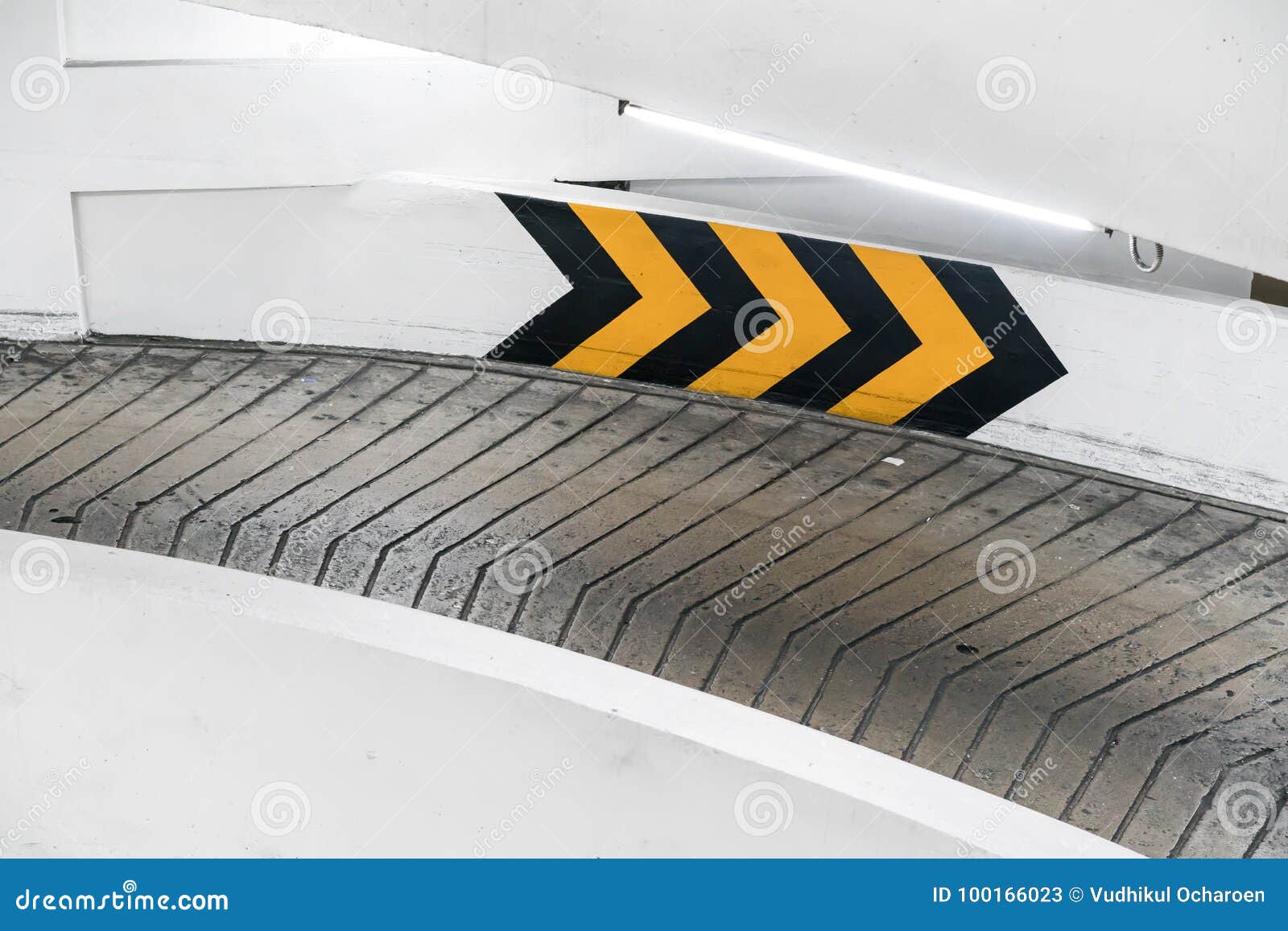 The Ramp Curve In The Building Royalty-Free Stock Photo | CartoonDealer ...