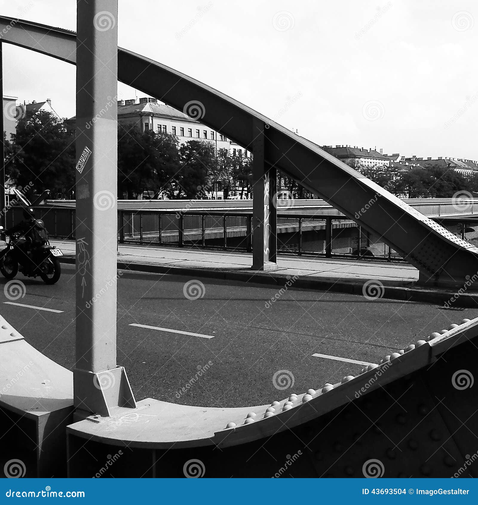 Curved bridge support beam editorial stock image. Image of metalwork ...