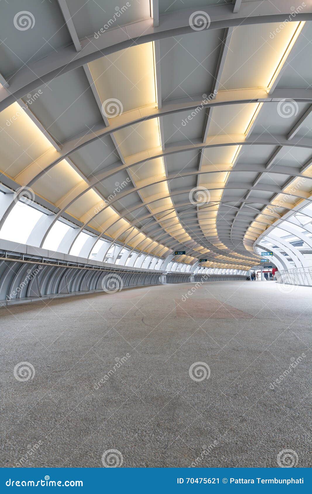 Curved overpass walkway stock image. Image of infrastructure - 70475621