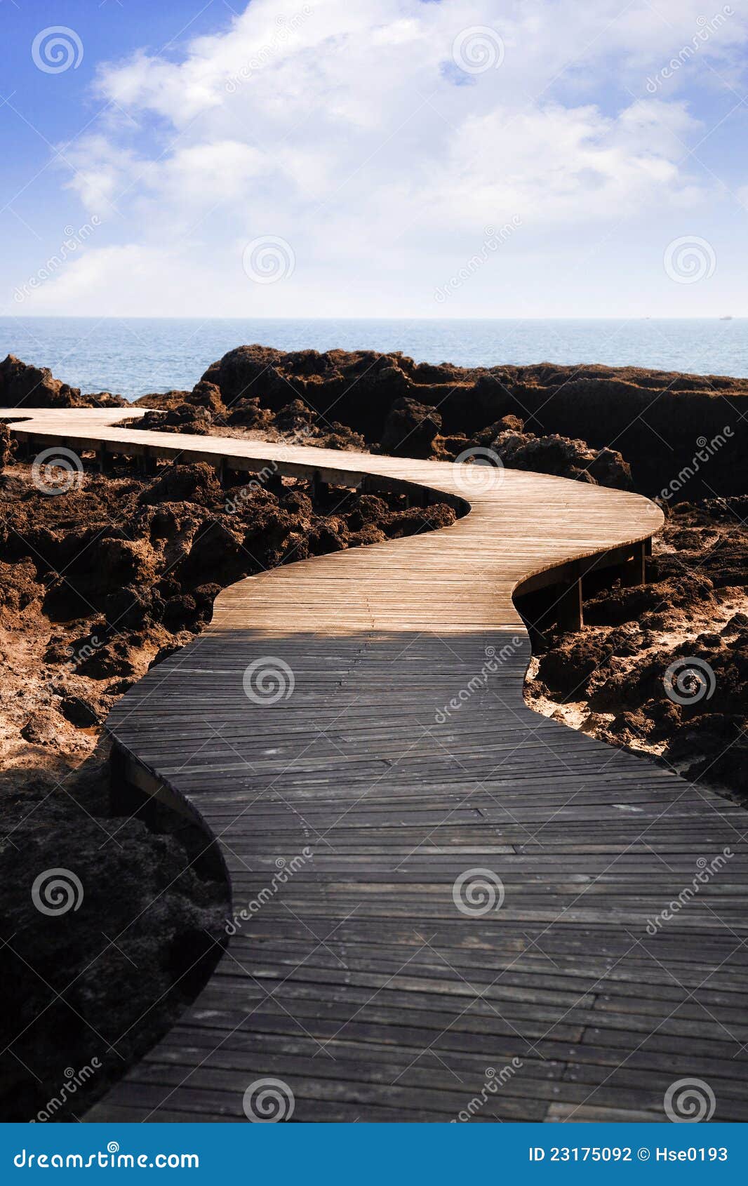 Curved path to the sea stock photo. Image of shore, beach - 23175092