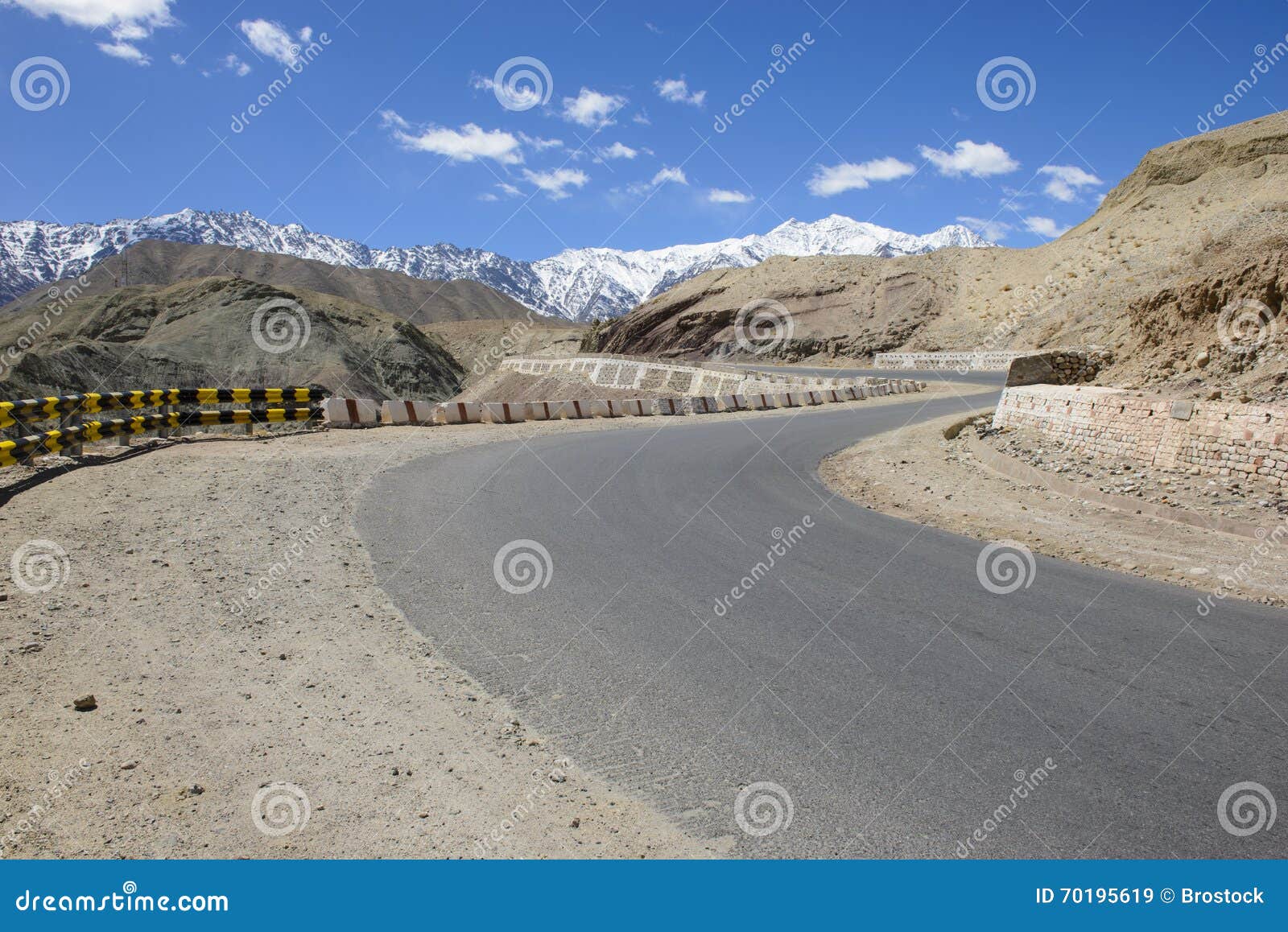 Curved Road in High Mountain Stock Image - Image of himalayas, blue ...