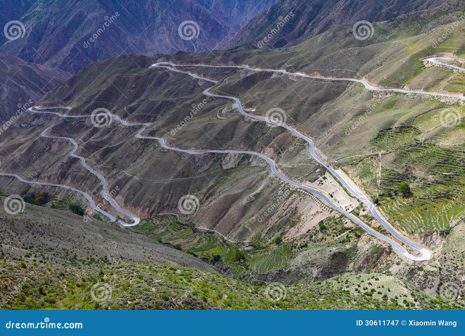 Curved road stock image. Image of drive, curved, line - 30611747