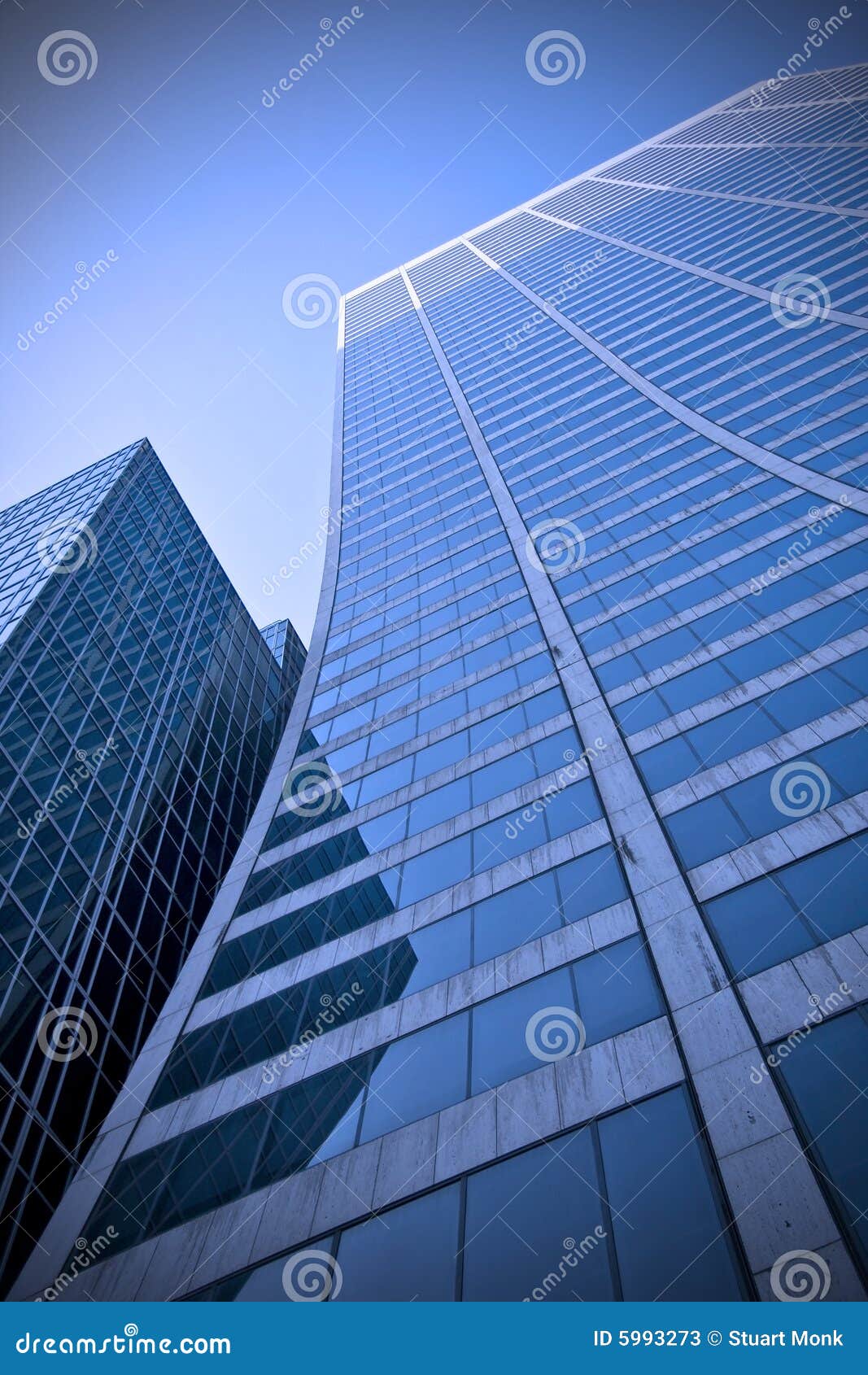 Curved skyscraper stock image. Image of place, copyspace - 5993273