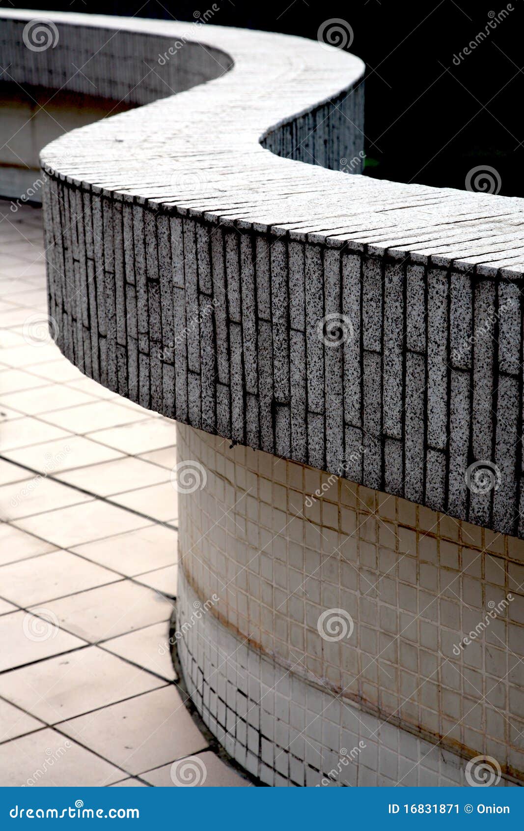 Curved Wall Stock Photo | CartoonDealer.com #988368