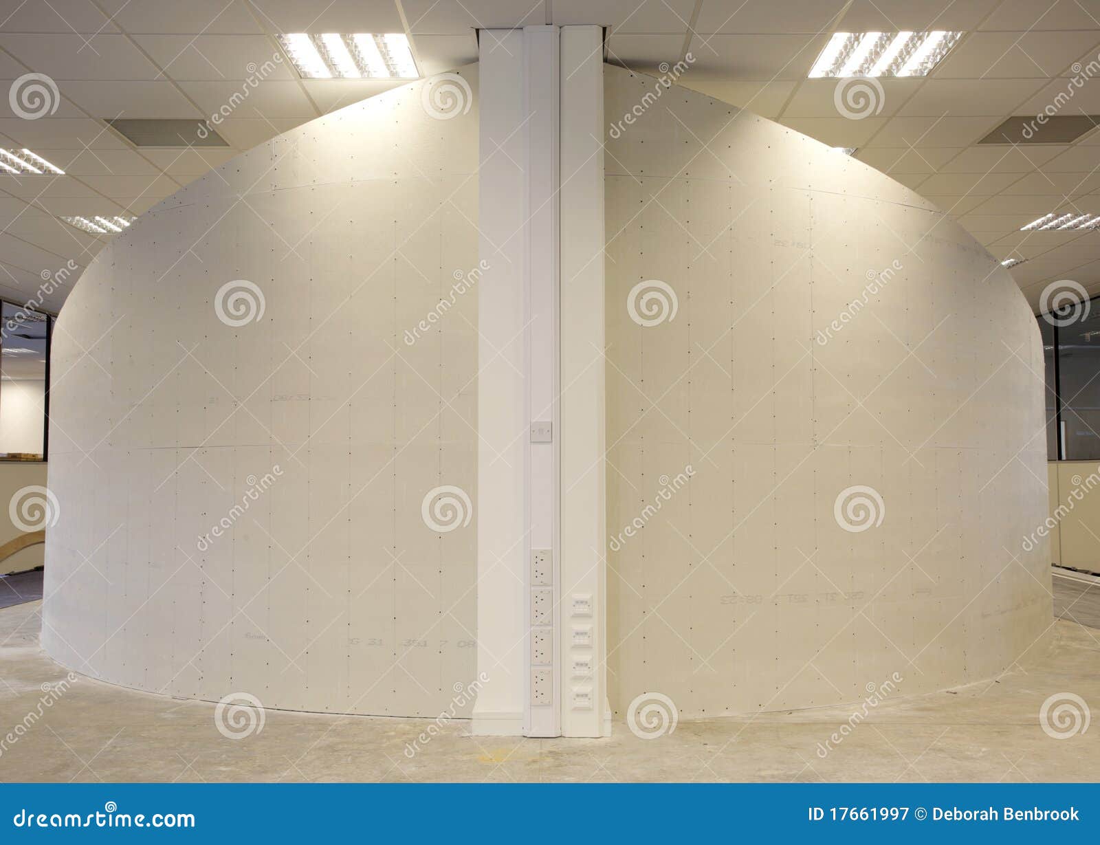 Curved Wall Stock Photo | CartoonDealer.com #988368