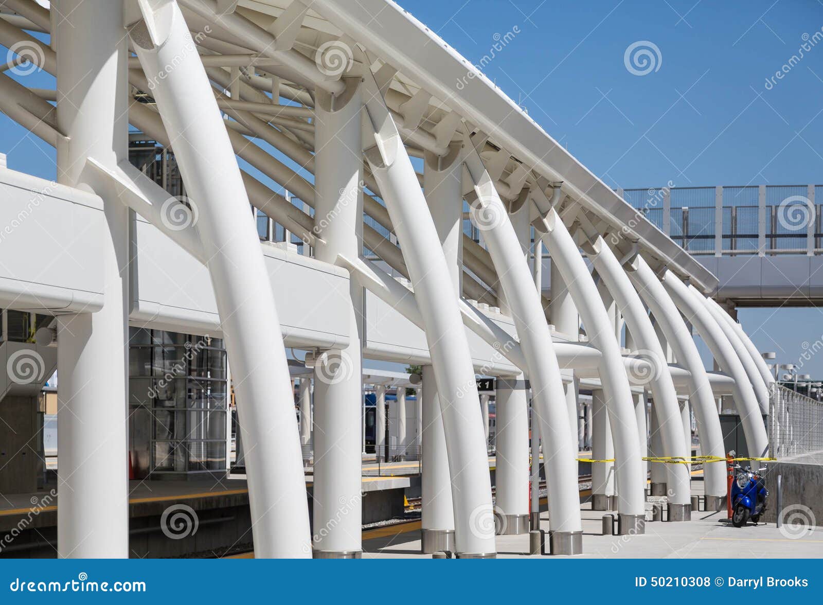 Curved White Columns stock photo. Image of curved, curve - 50210308
