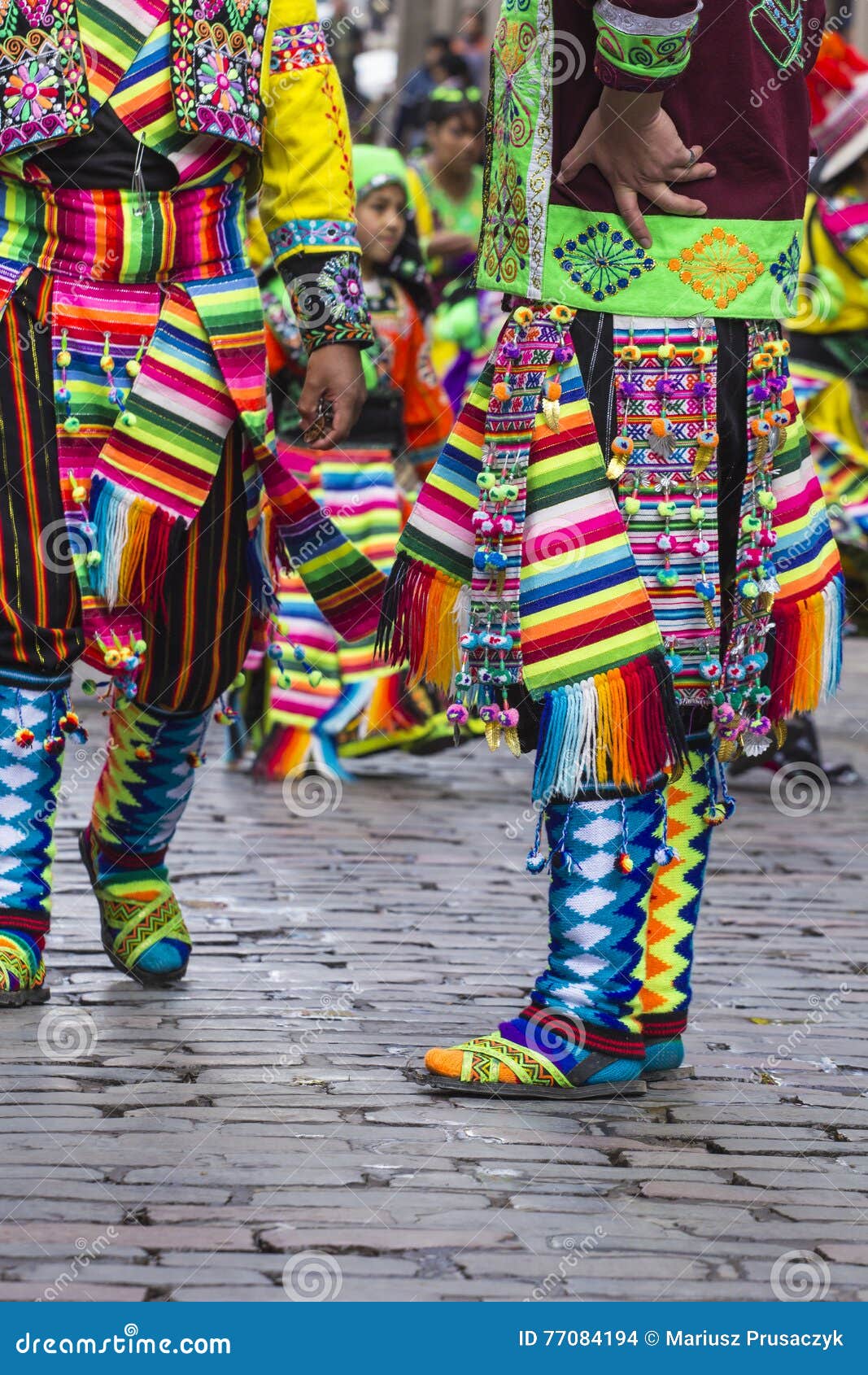 CUSCO - PERU - JUNE 06, 2016 : Peruvian Dancers at the Parade in ...