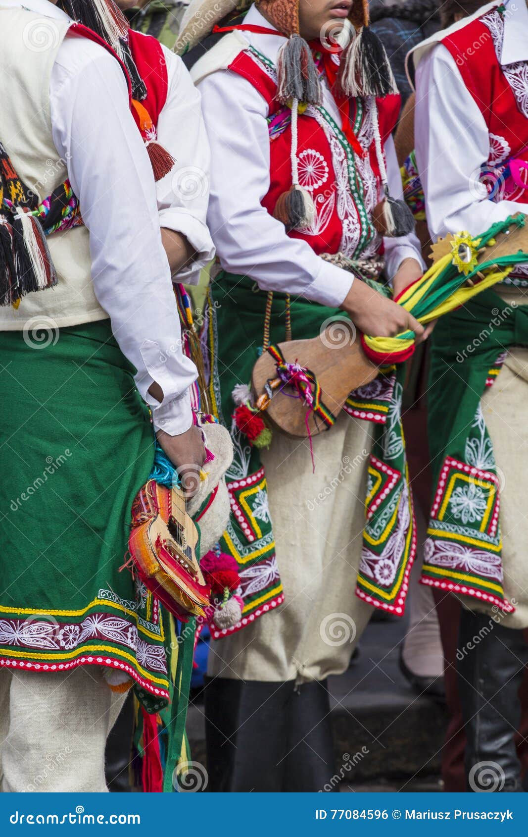 CUSCO - PERU - JUNE 06, 2016 : Peruvian Dancers at the Parade in ...