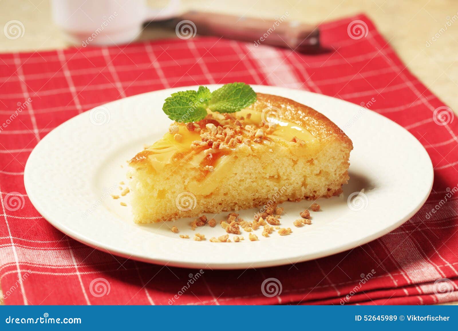 Custard cream sponge cake stock image. Image of food - 52645989