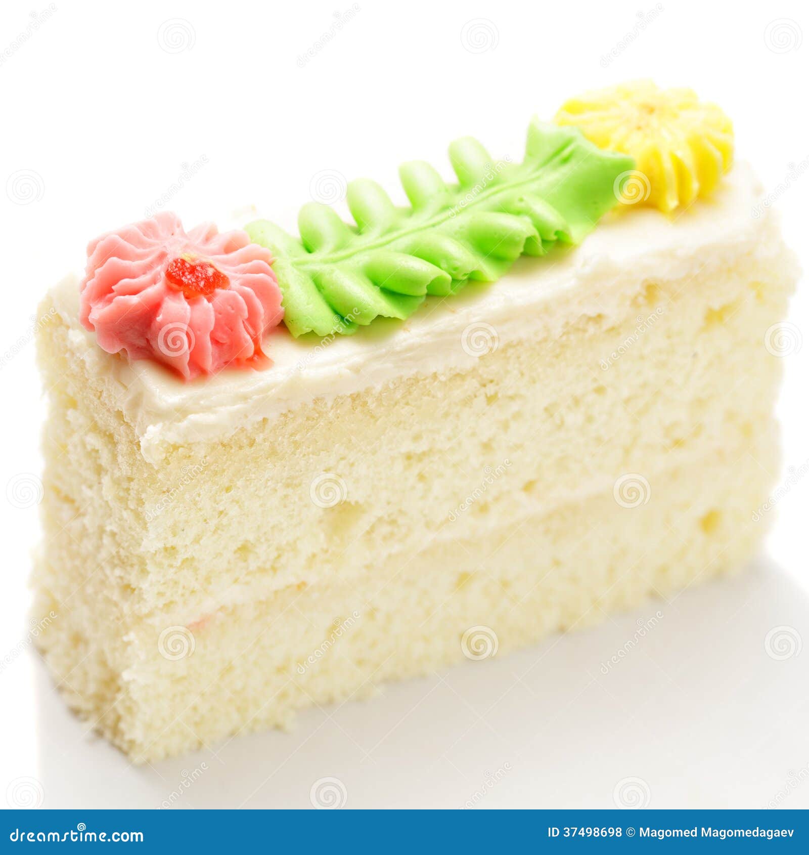 Custard sponge cake stock photo. Image of baked, white - 37498698
