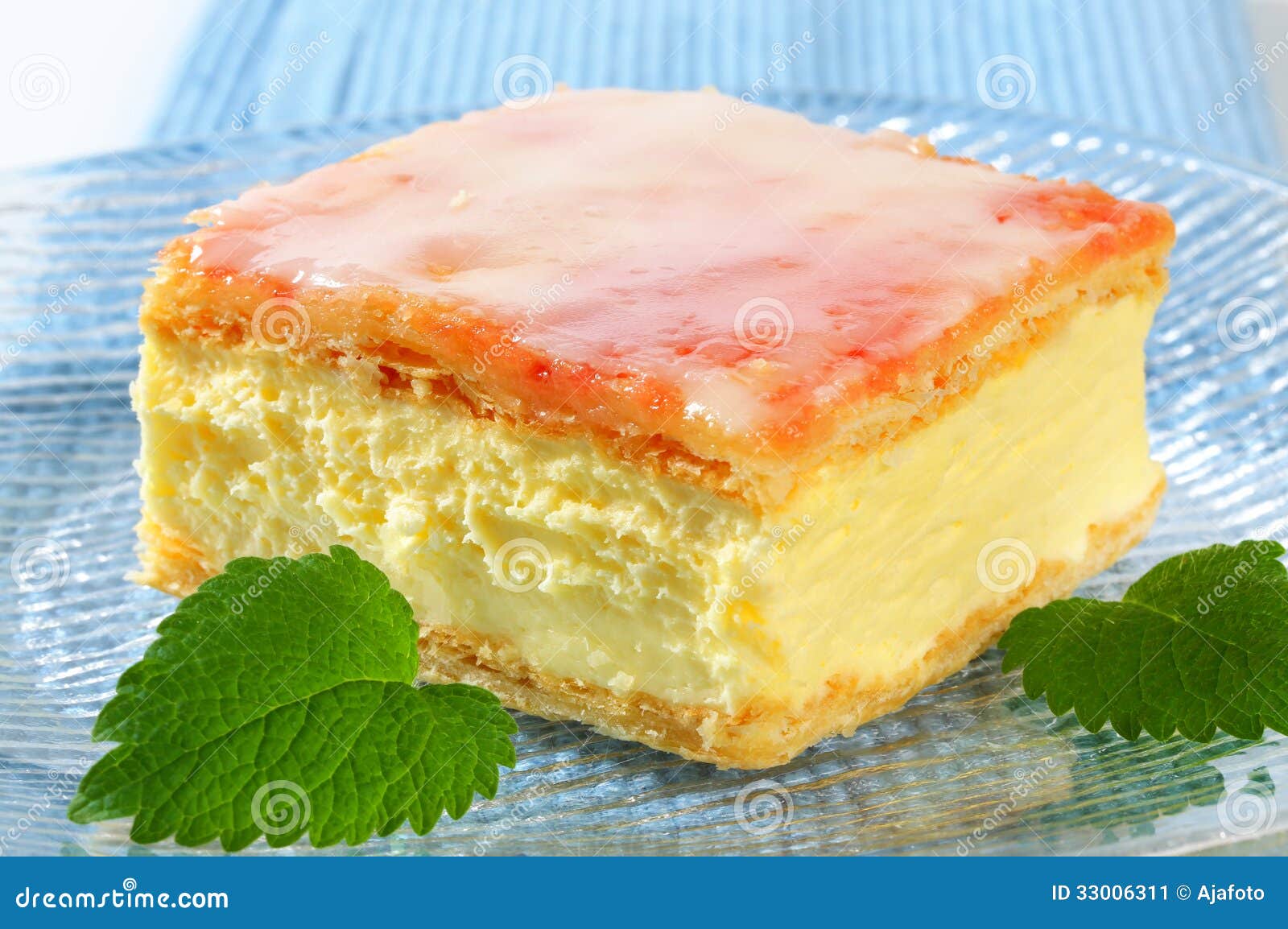 Custard (Vanilla) Slice stock image. Image of dessert - 33006311
