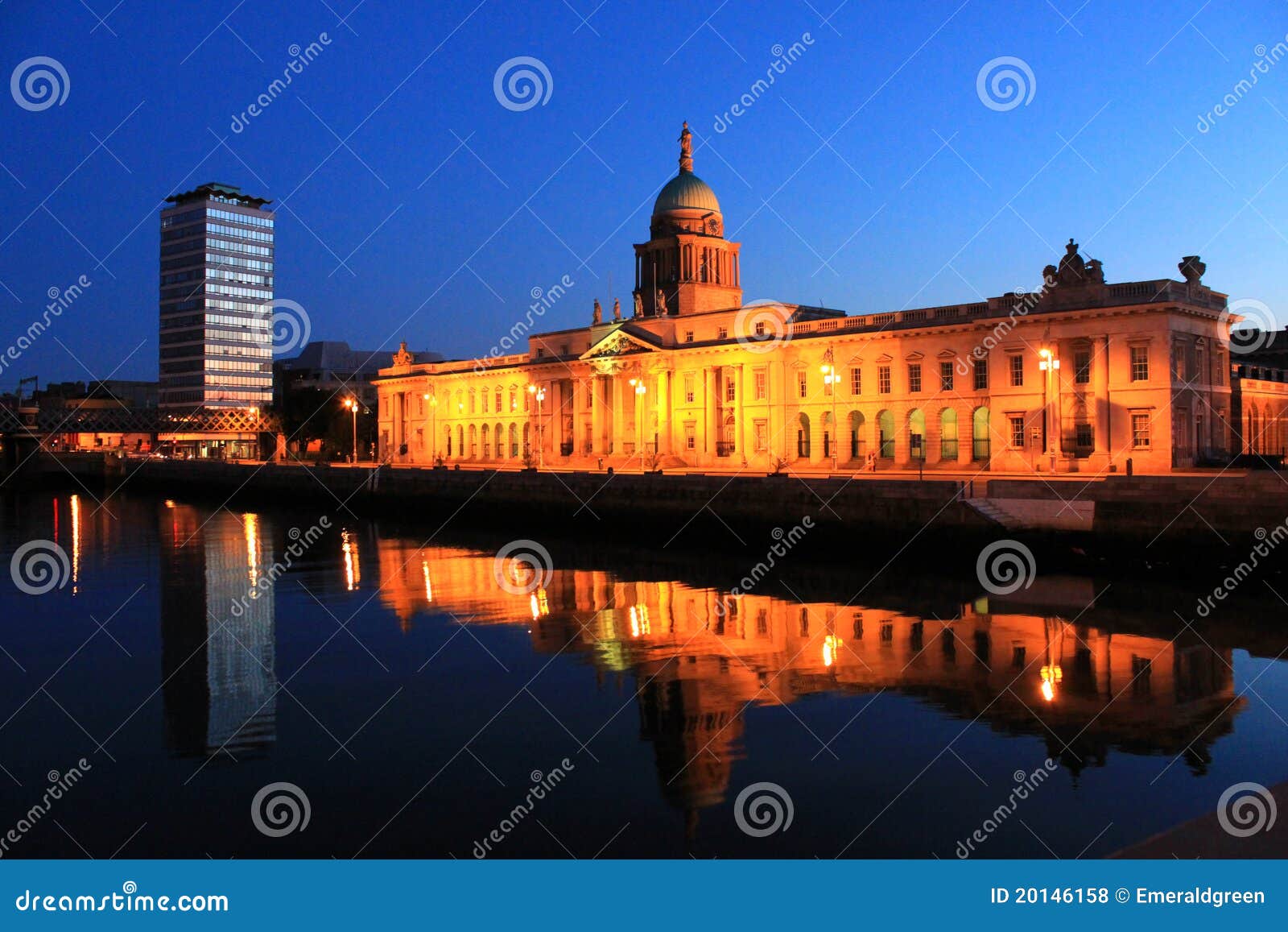 Custom House Reflections at Night, Dublin. Stock Photo - Image of house ...