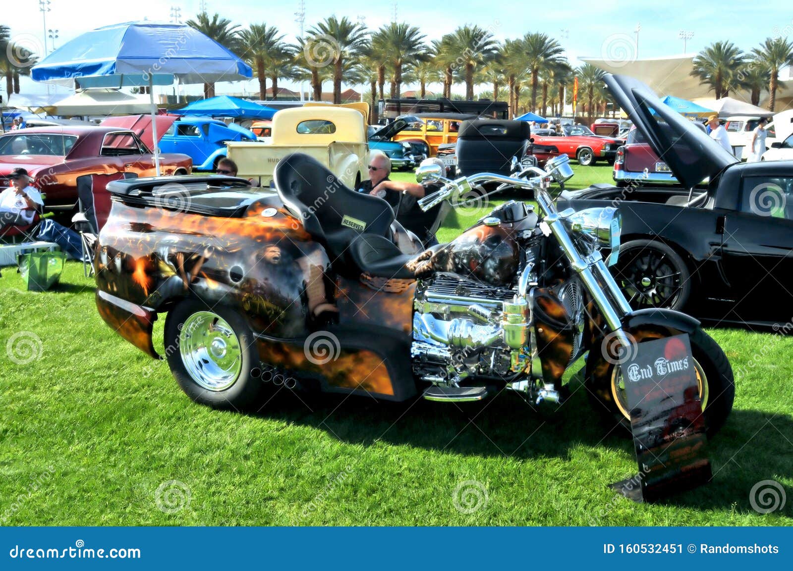 THREE WHEEL MOTOR RICKSHAW Editorial Image | CartoonDealer.com #113081158