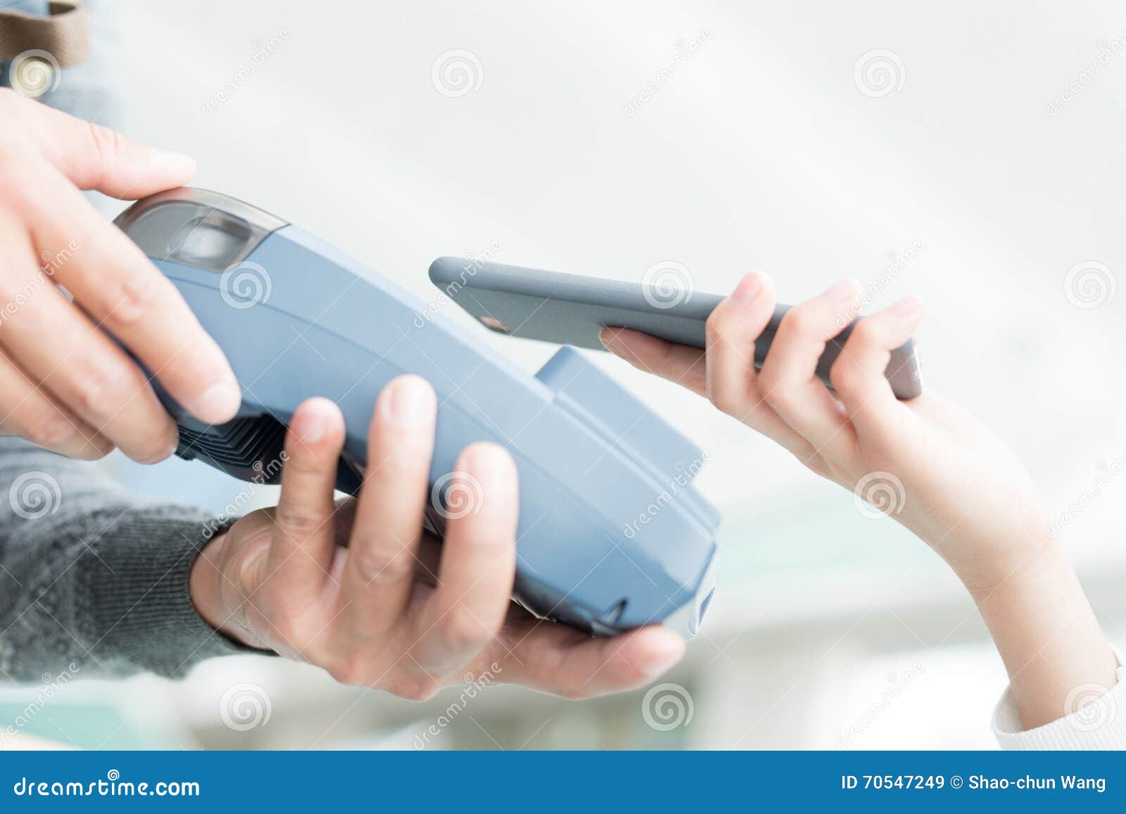 Customer pay by cellphone stock image. Image of blank - 70547249