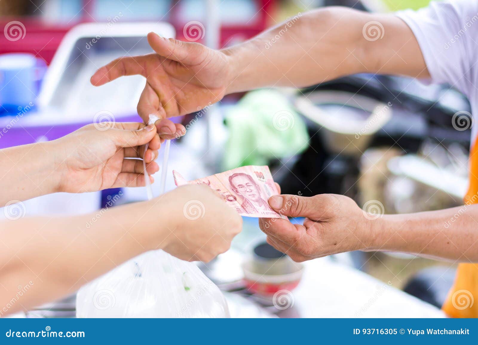 Customer Paying Bill by Cash at Market Stock Image - Image of grocery ...