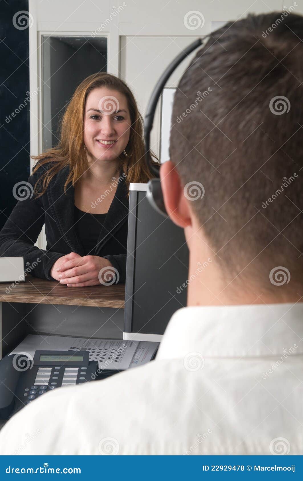Customer at a service desk stock photo. Image of businessmen - 22929478