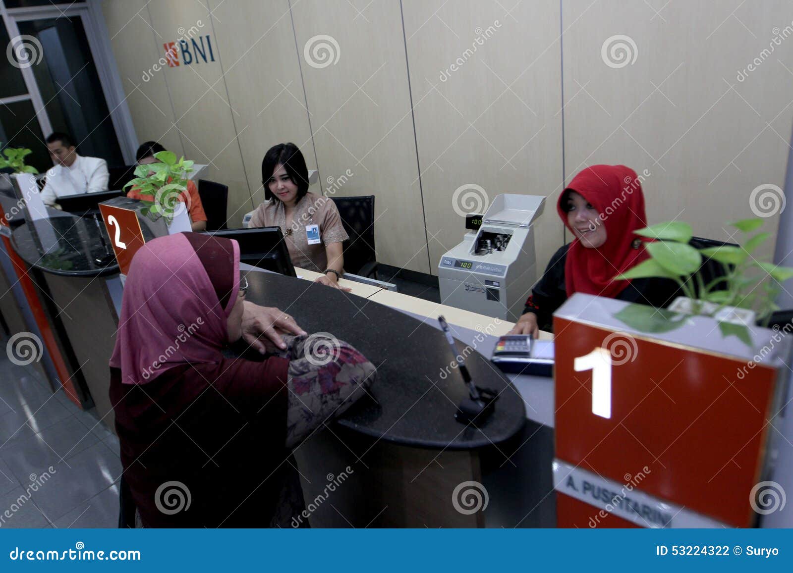 Customer sevice editorial photography. Image of employees - 53224322