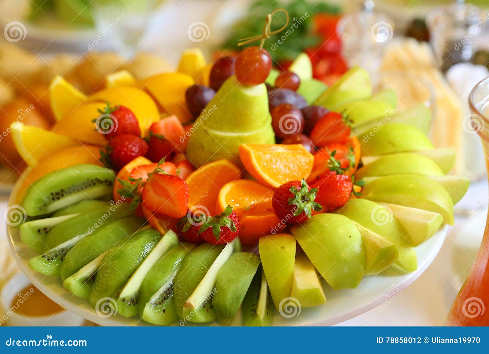 Cut Fruit Creative Designed Plate Stock Photo - Image of healthy ...