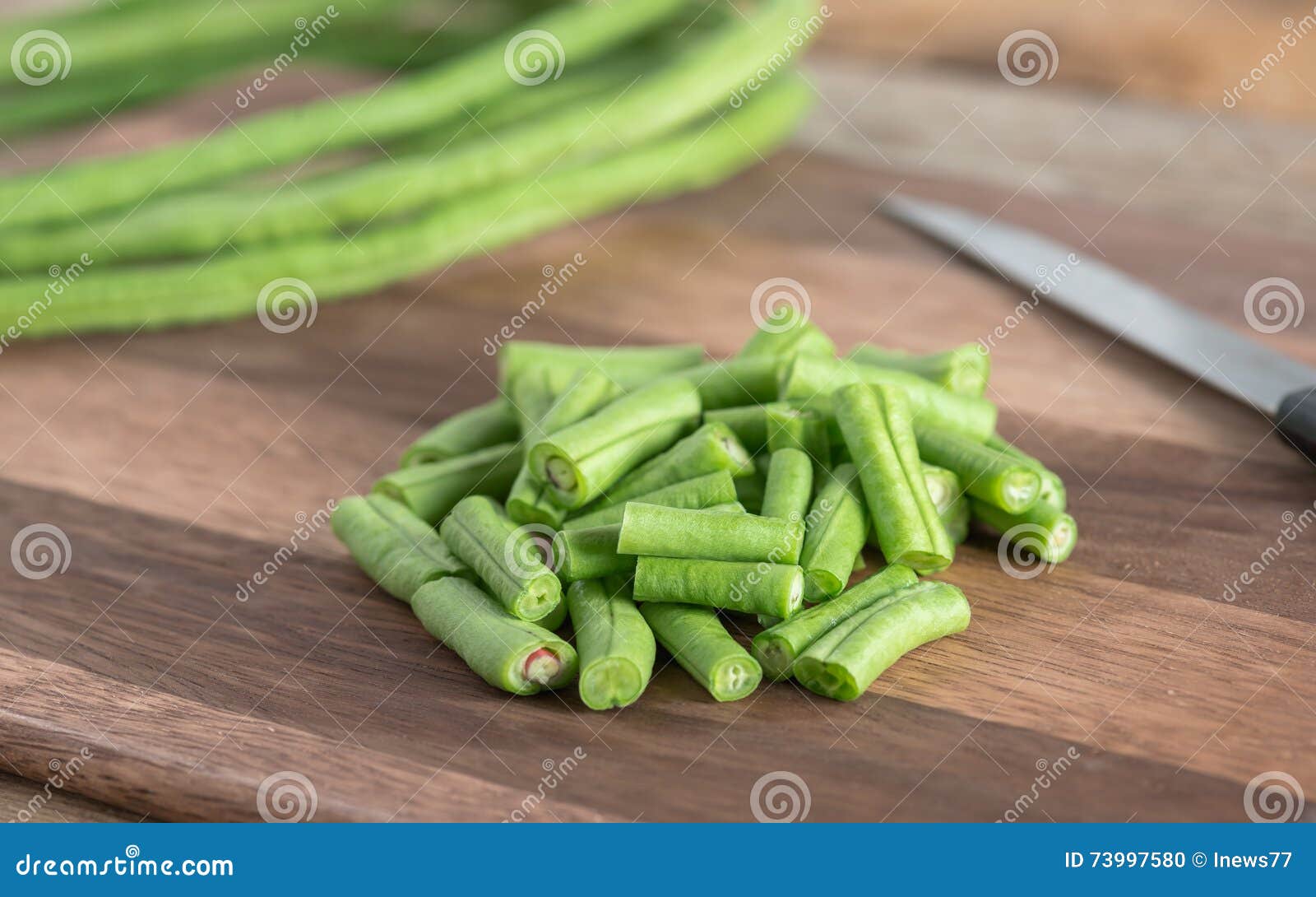Cut of Long Bean on Wood Cutting Board. Stock Photo - Image of tropical ...