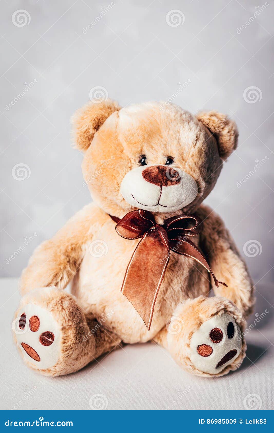 Cute brown teddy bear stock image. Image of retro, animal - 86985009