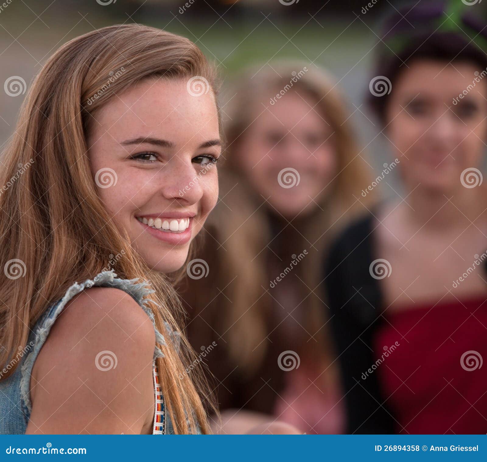 Cute Girl Looking Over Shoulder Stock Photo - Image of back, cute: 26894358