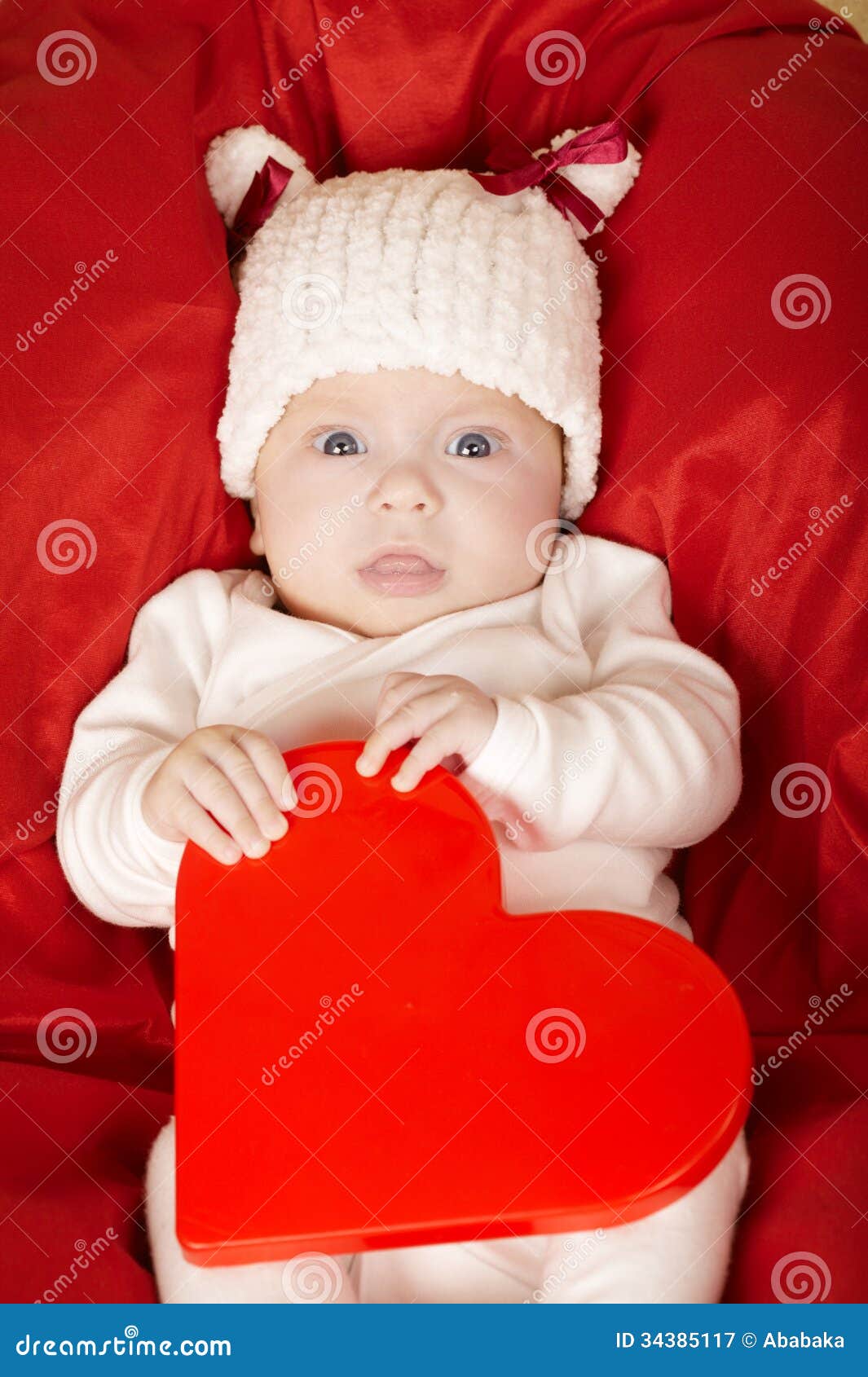 Cute Little Baby with Heart Stock Image - Image of child, head: 34385117