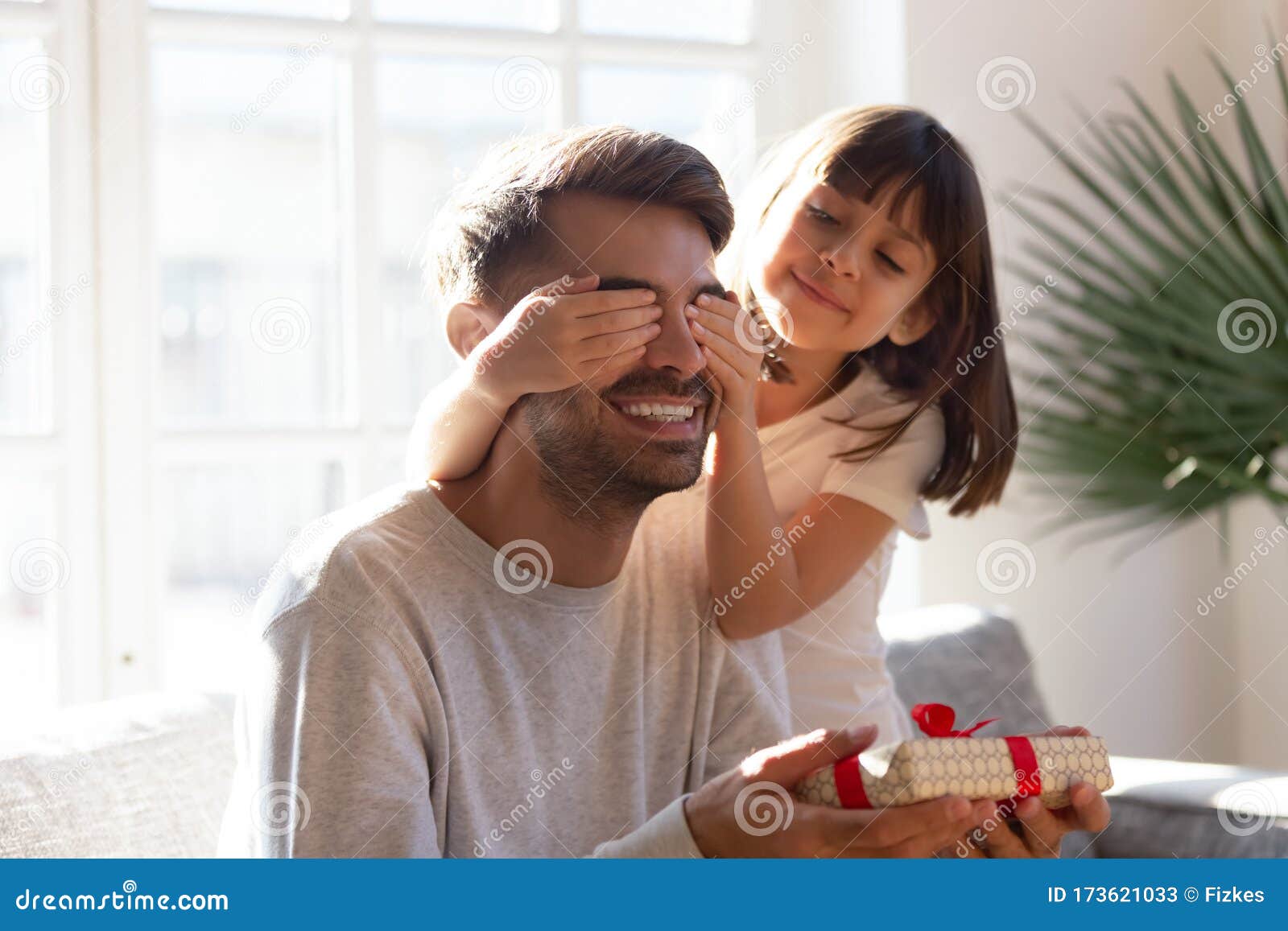 Surprise For Dad On His Birthday Discount Store Meesenburg Kz