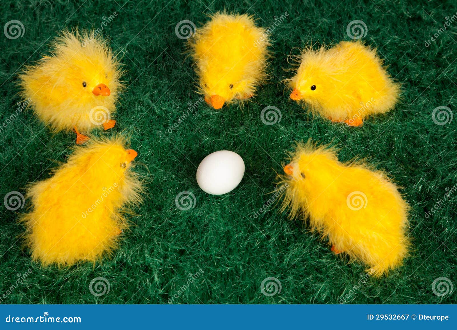 Cute Little Yellow Easter Chicks Stock Image - Image of eastertime ...