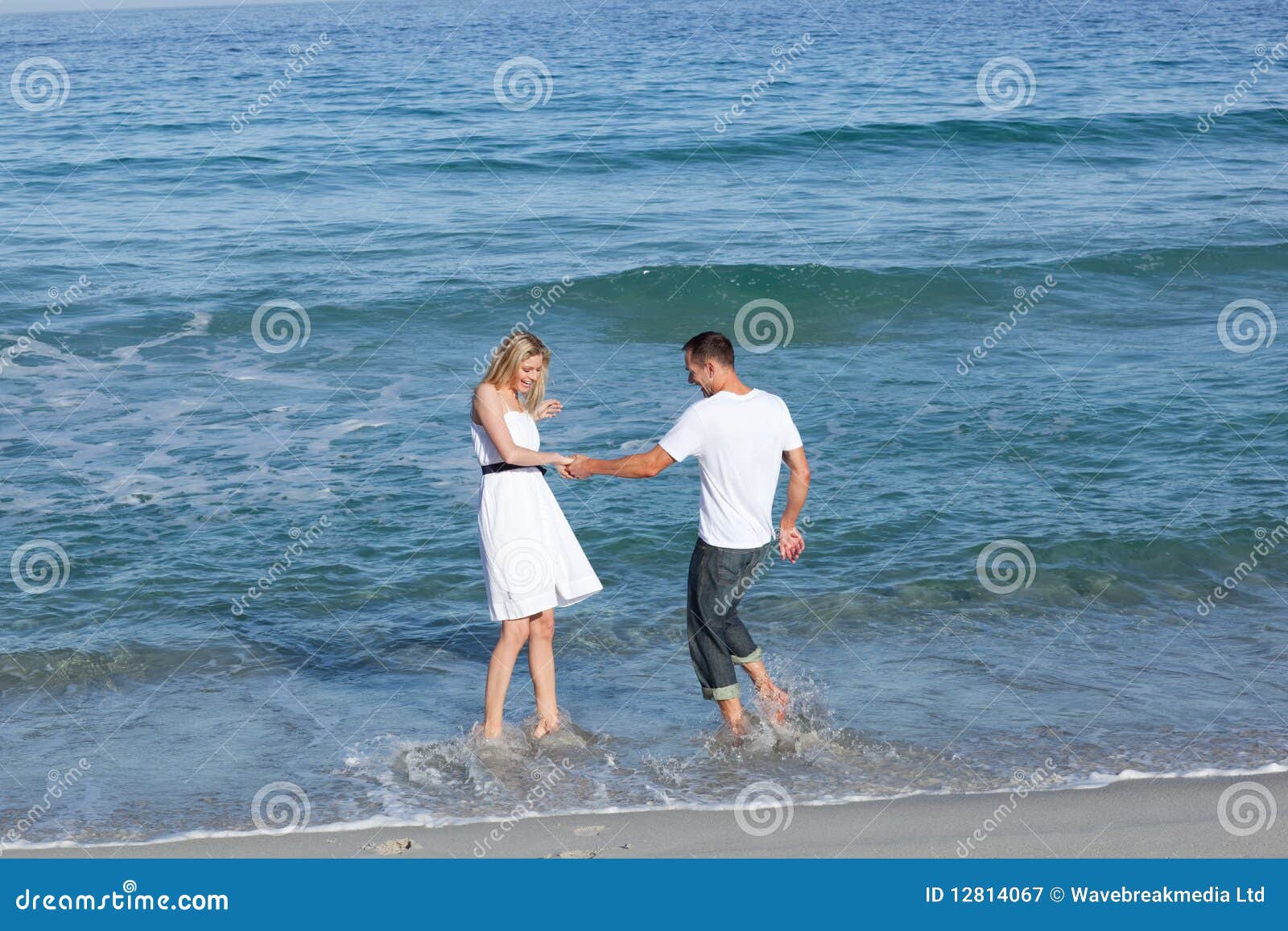 Cute Lovers Having Fun at the Seaside Stock Image - Image of ...