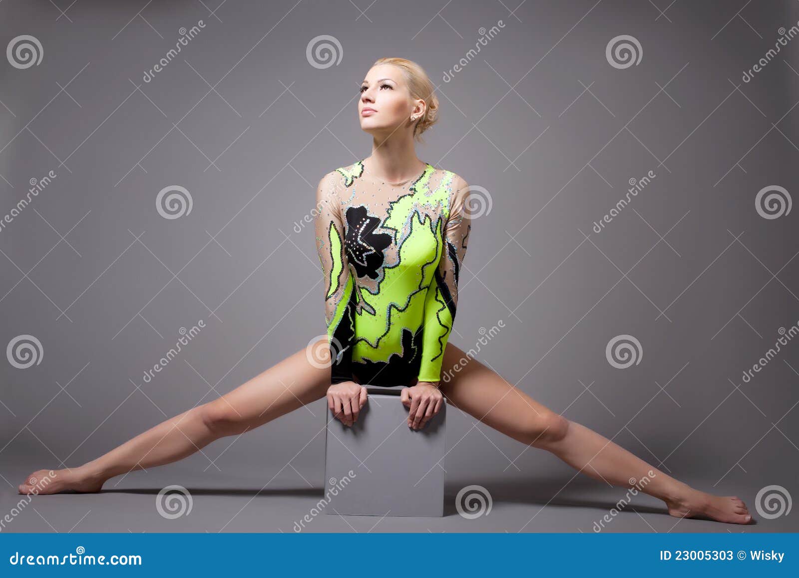 Cute Professional Gymnast Doing A Splits On Cube Stock Image Image Of Beautiful Athlete 23005303