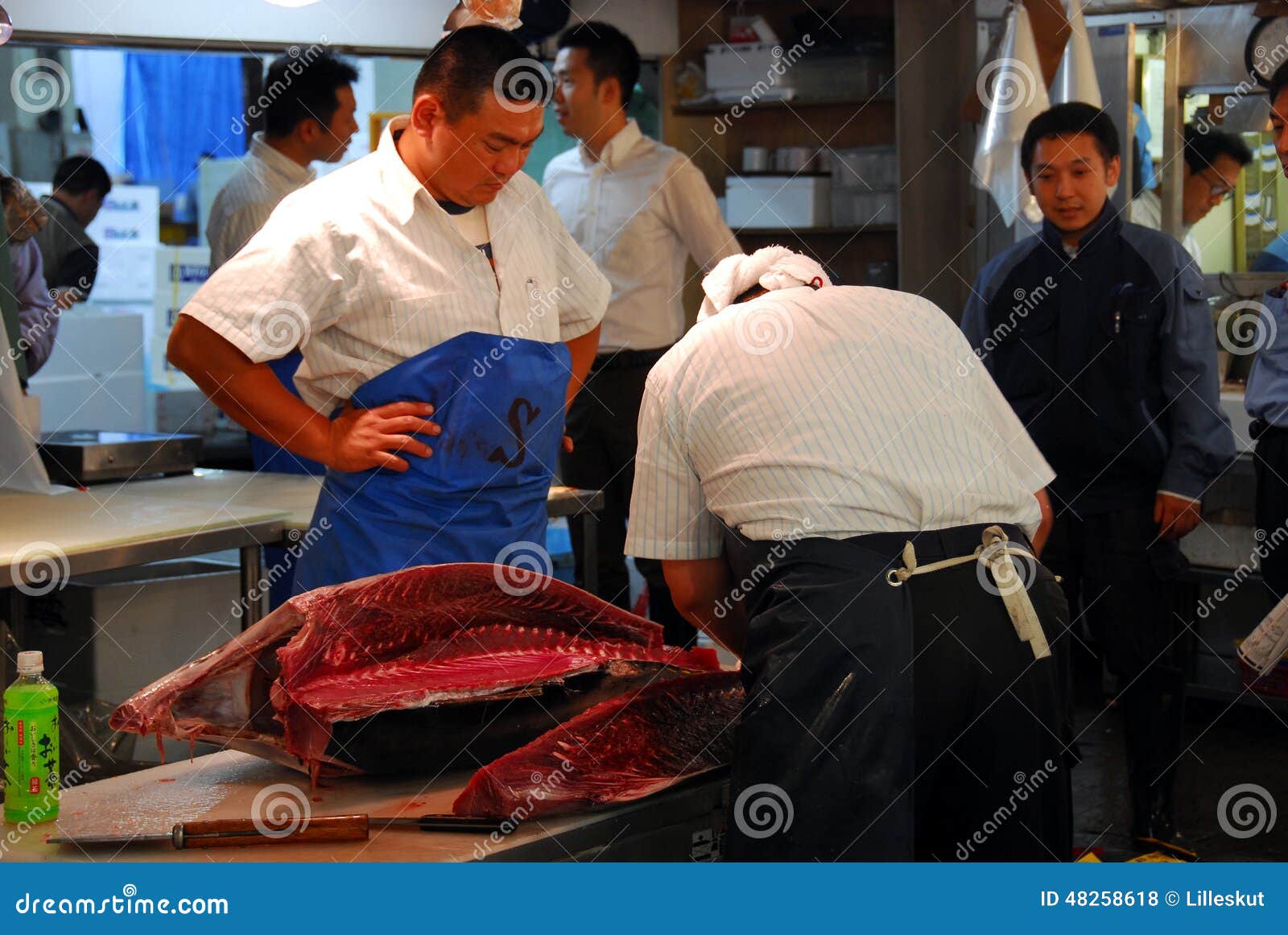 Cuting fish editorial stock photo. Image of japanese - 48258618