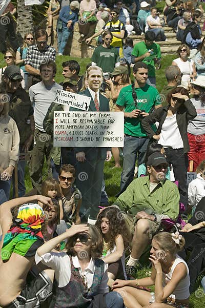 A cutout of George W. Bush editorial stock image. Image of antiwar ...