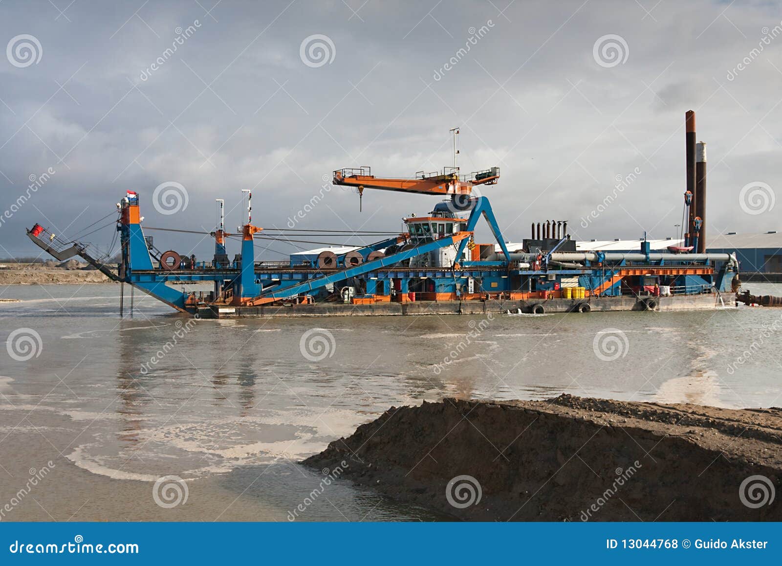 A cutter suction Dredger stock photo. Image of digging - 13044768