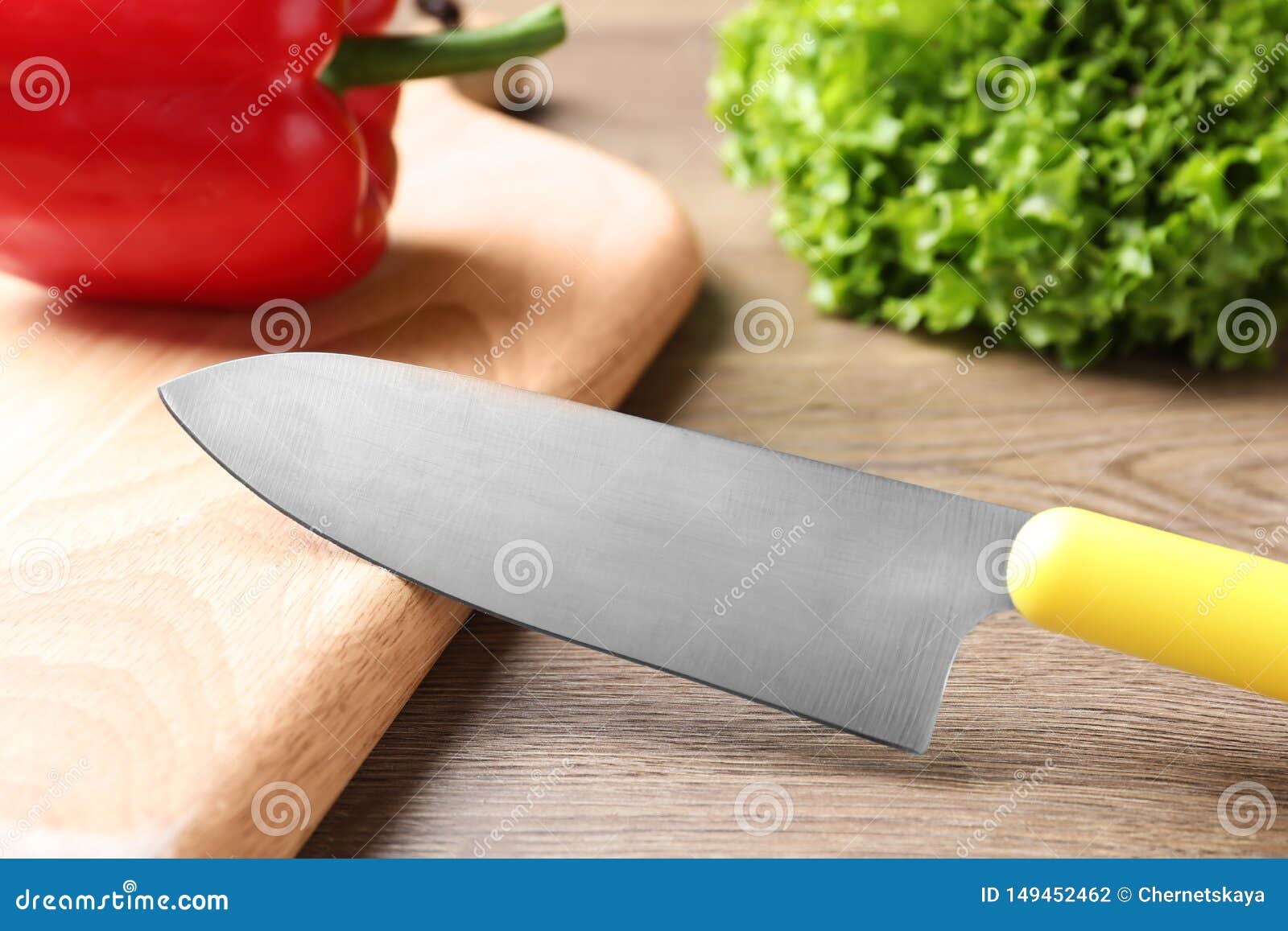 Cutting Board and Sharp Chef`s Knife Stock Photo - Image of accessory ...