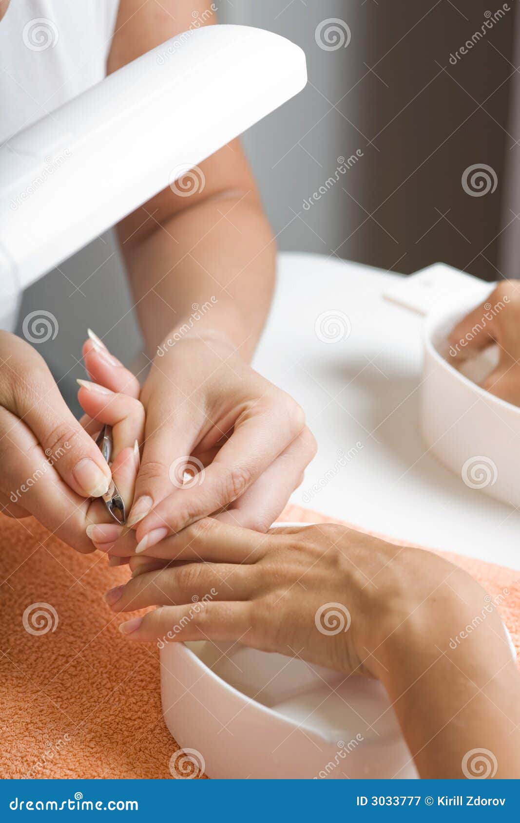 Cutting cuticle stock image. Image of beautician, women - 3033777