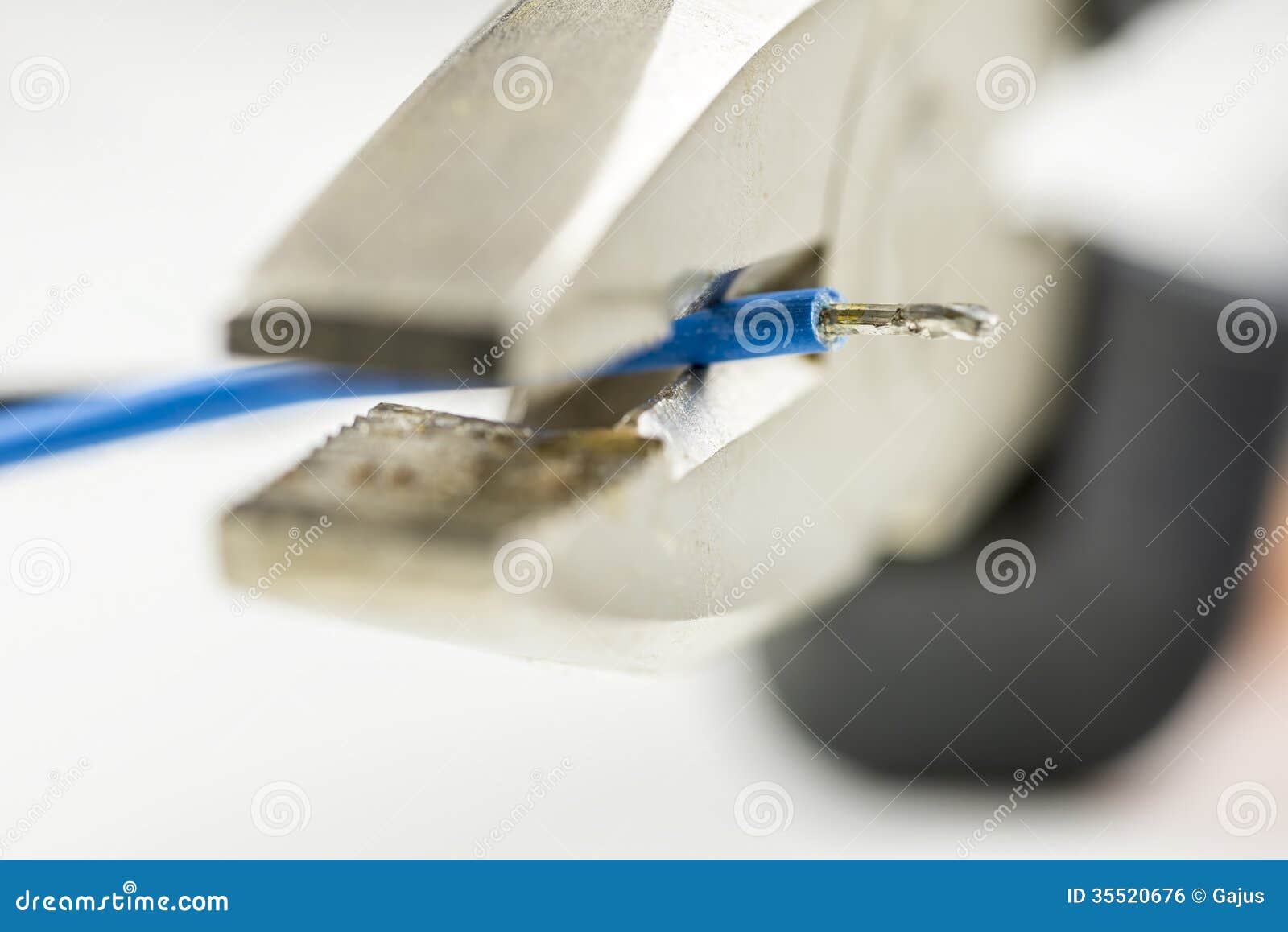 Cutting electrical cable stock photo. Image of cutting - 35520676