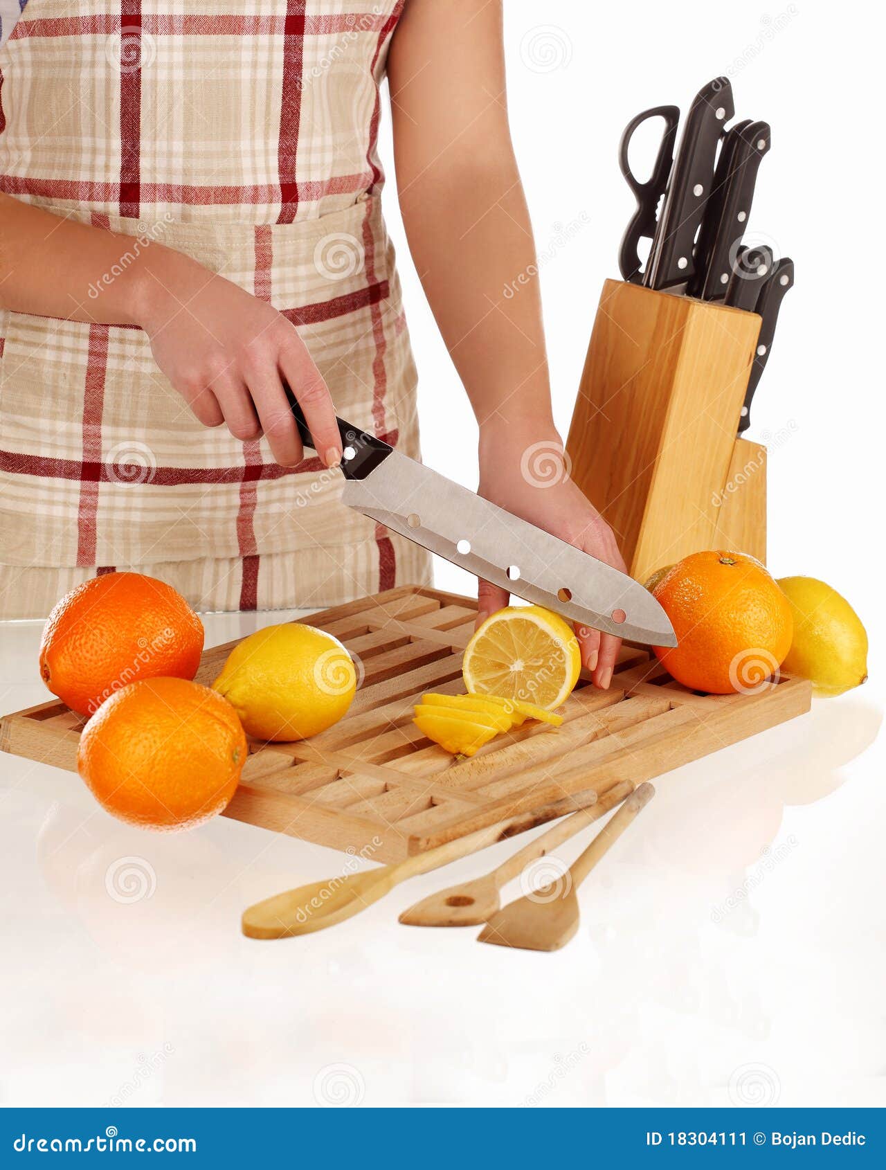 Cutting lemon stock image. Image of healthy, board, drink - 18304111