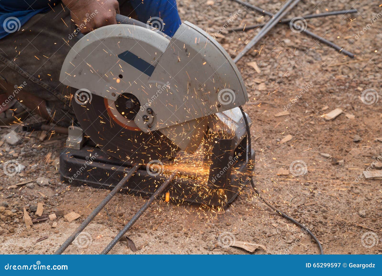 Cutting metal with grinder stock image. Image of metal - 65299597