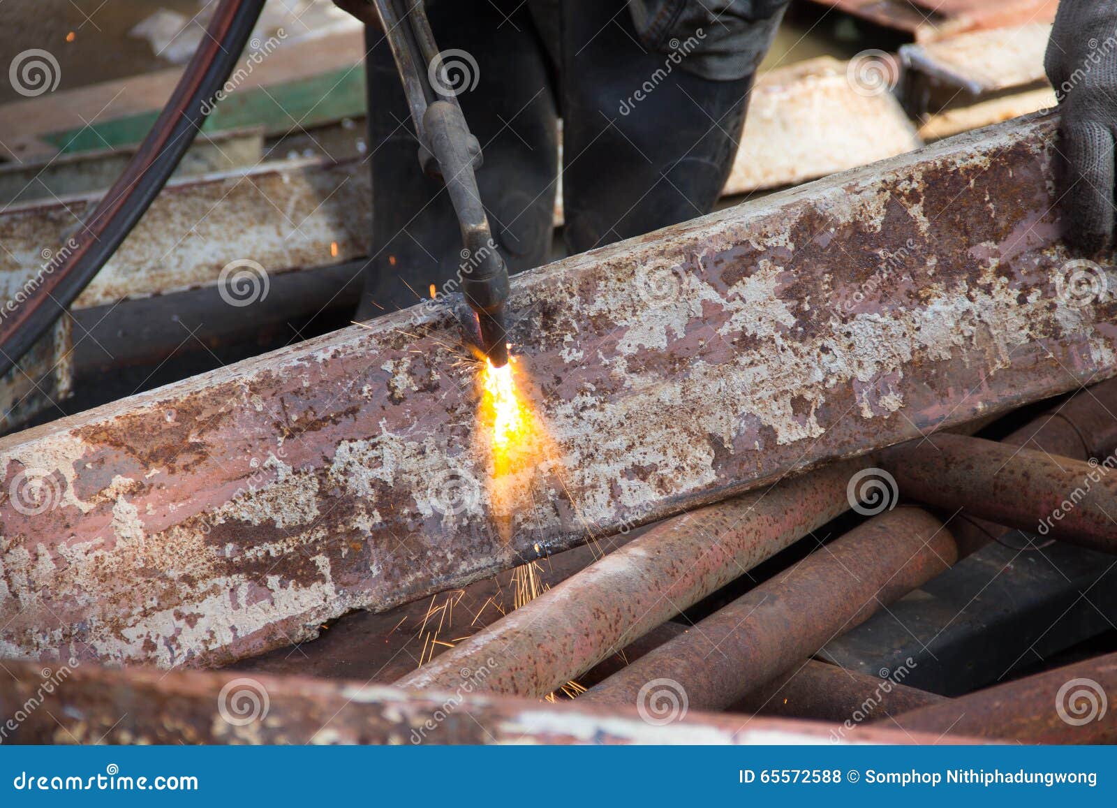 Cutting scrap metal stock photo. Image of steel, acetylene - 65572588