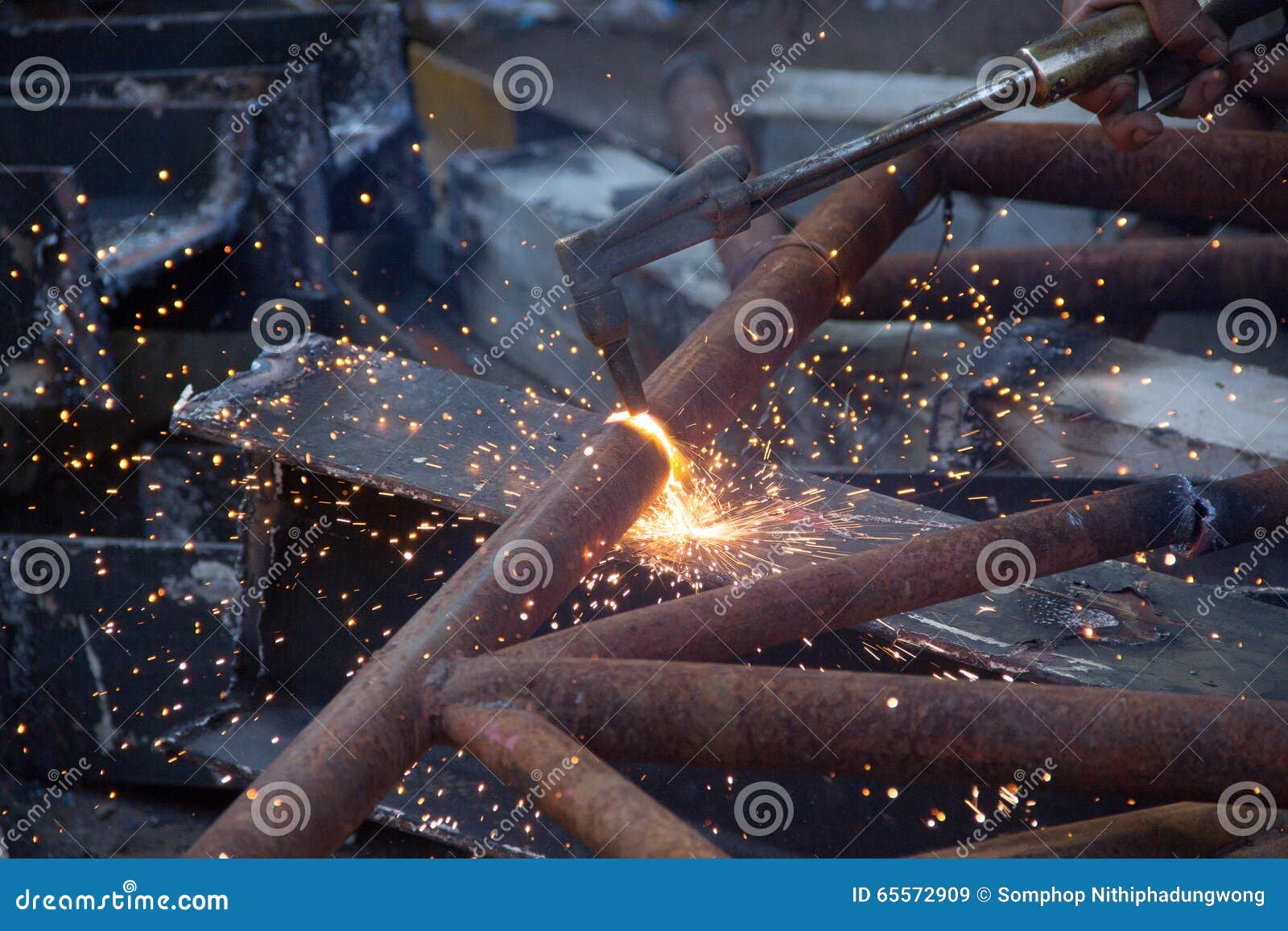 Cutting scrap metal stock image. Image of oxygen, cutting - 65572909