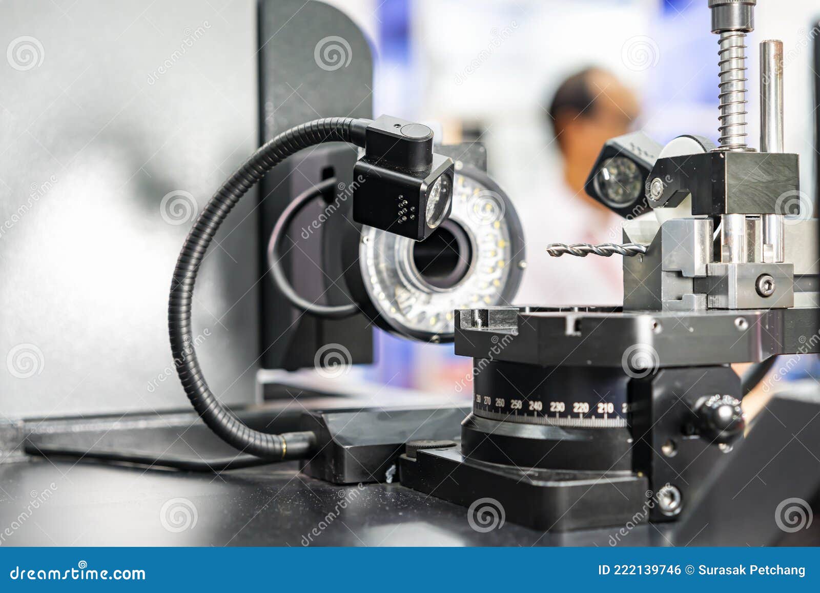 Cutting Tool Drill Bit or Milling Cutter Setup on High Accuracy and ...