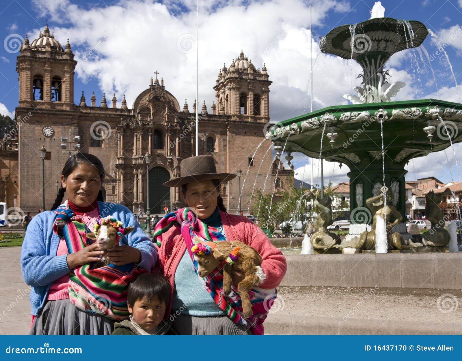 Peruvian City People
