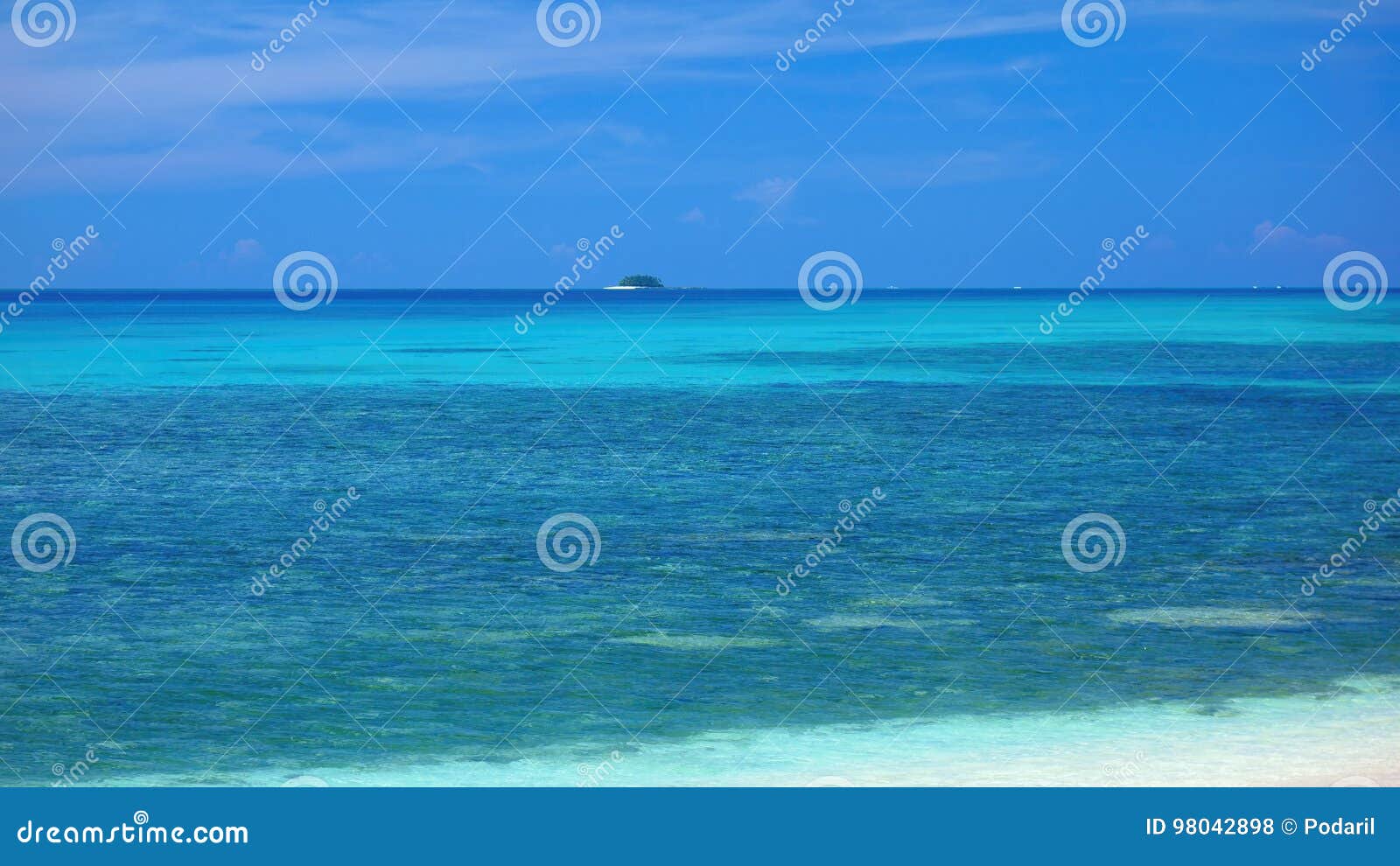 Cyan Atoll stock photo. Image of azure, blue, nature - 98042898