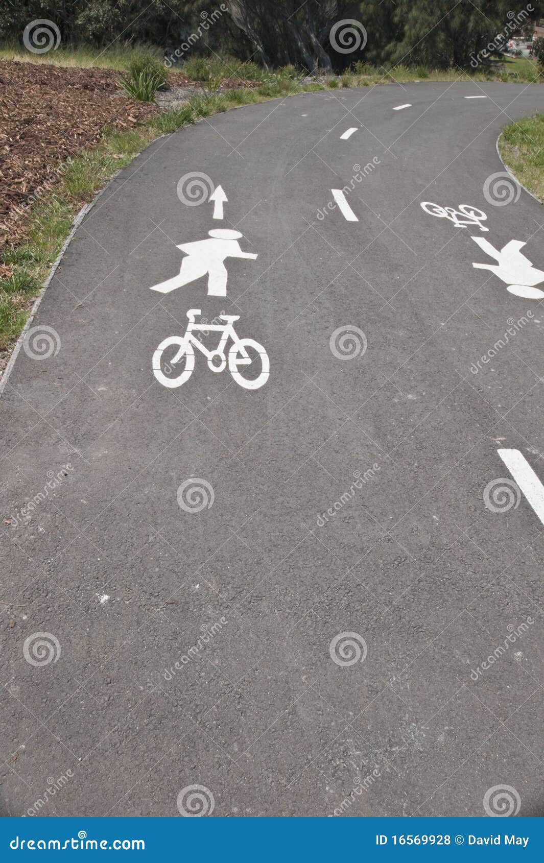 Cycle path sign stock photo. Image of bike, city, green - 16569928