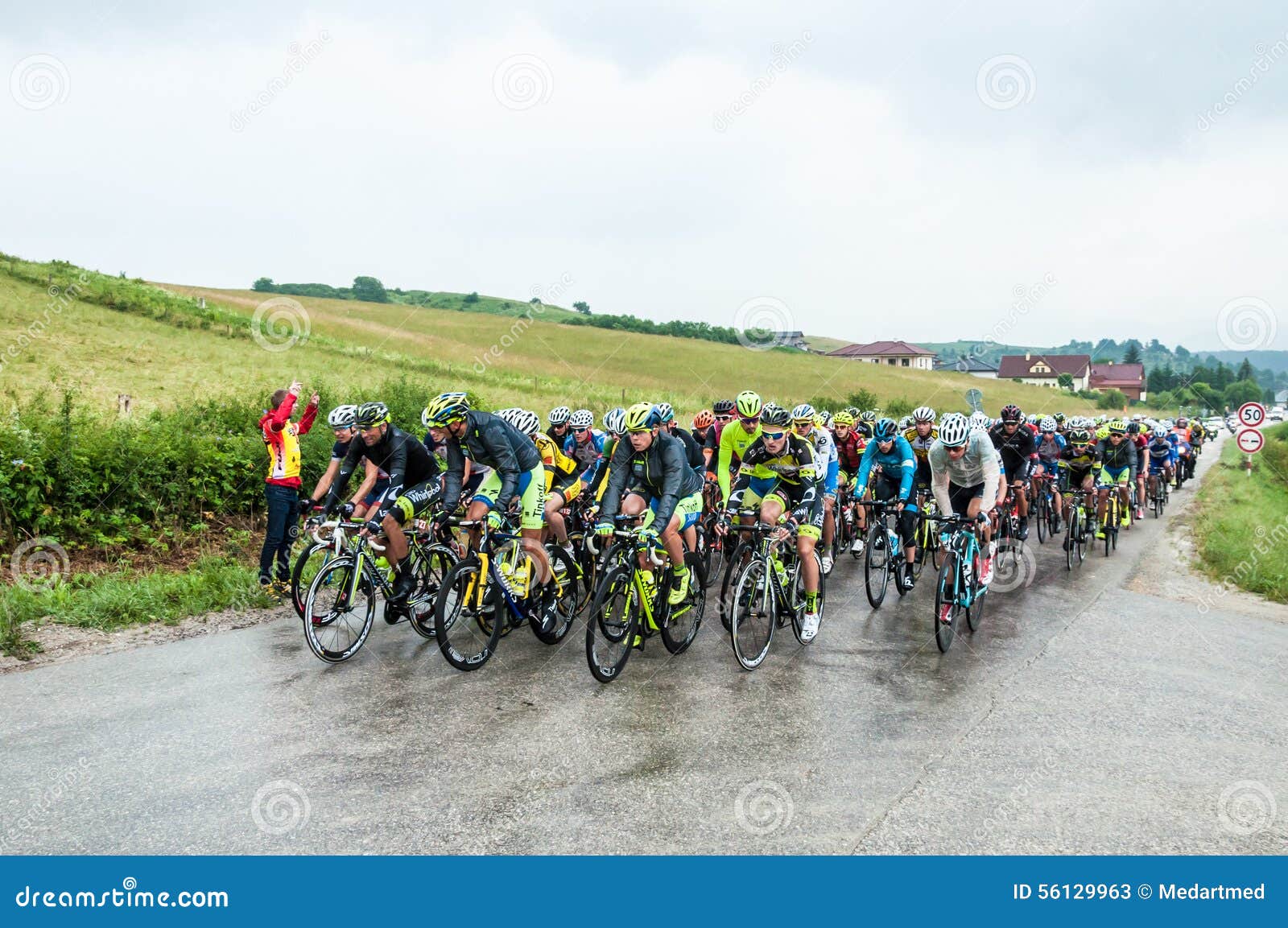 Cycle race editorial stock photo. Image of despatch, help - 56129963