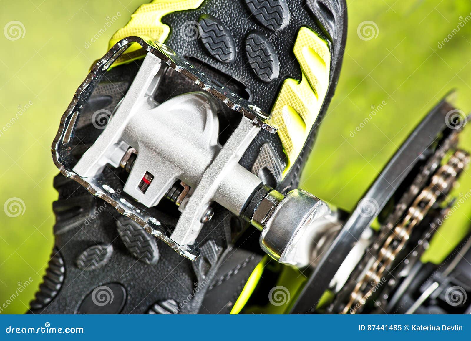 Pedal Cycle Royalty-Free Stock Photography | CartoonDealer.com #4663583